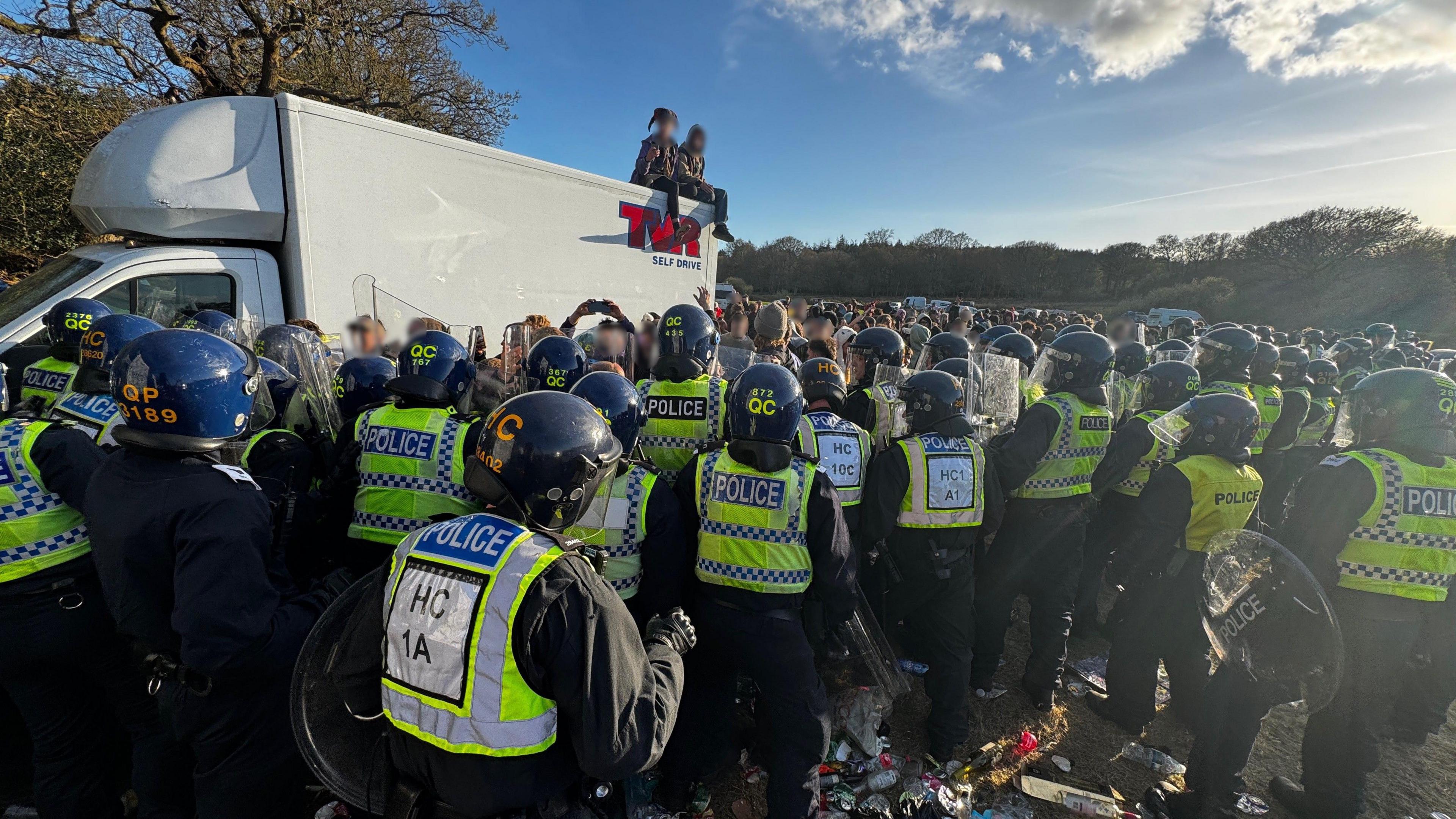 Dorset Police accused of using 'unethical' force at illegal rave - BBC News
