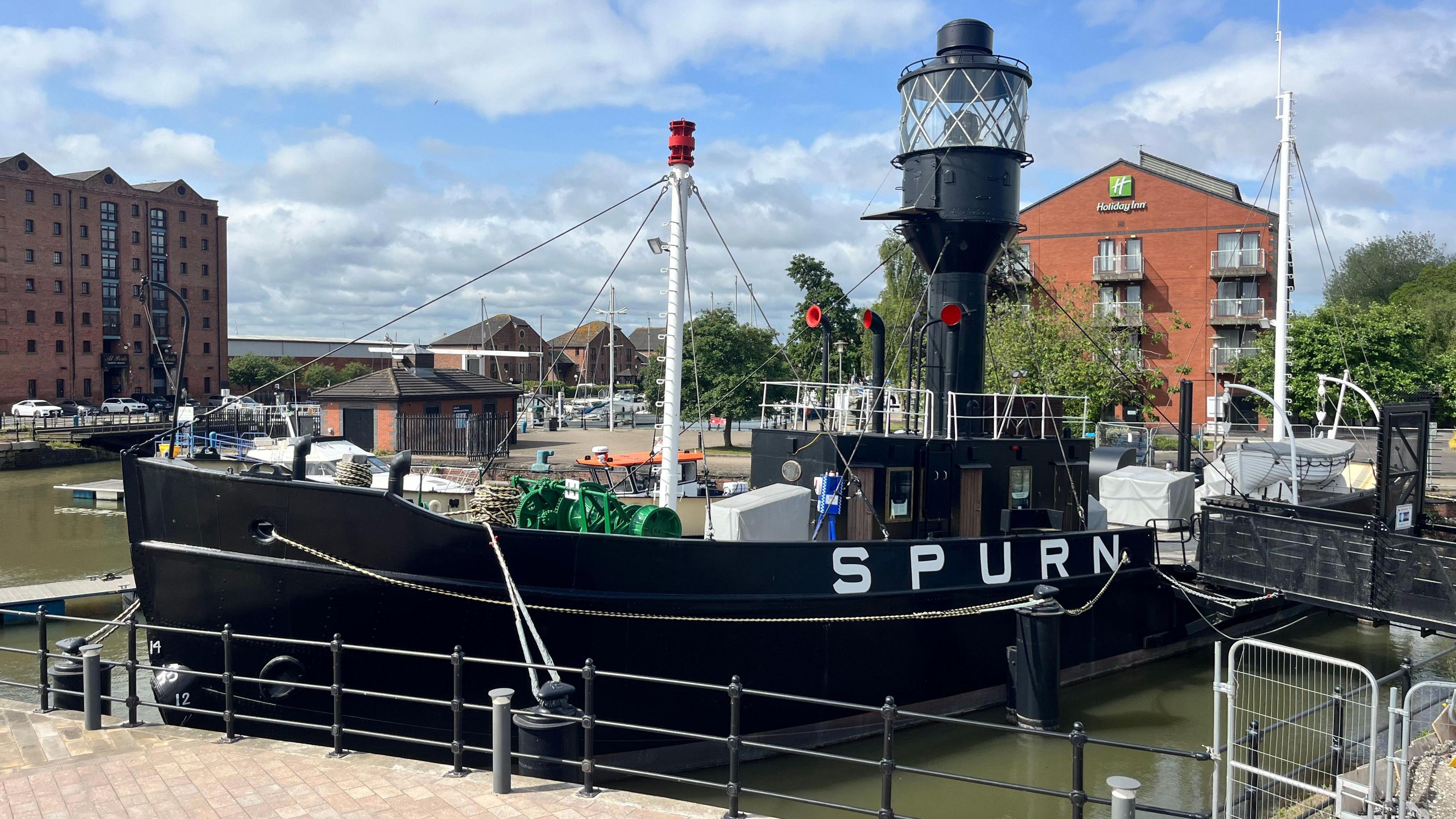Spurn Lightship tickets to be made available for tours - BBC News