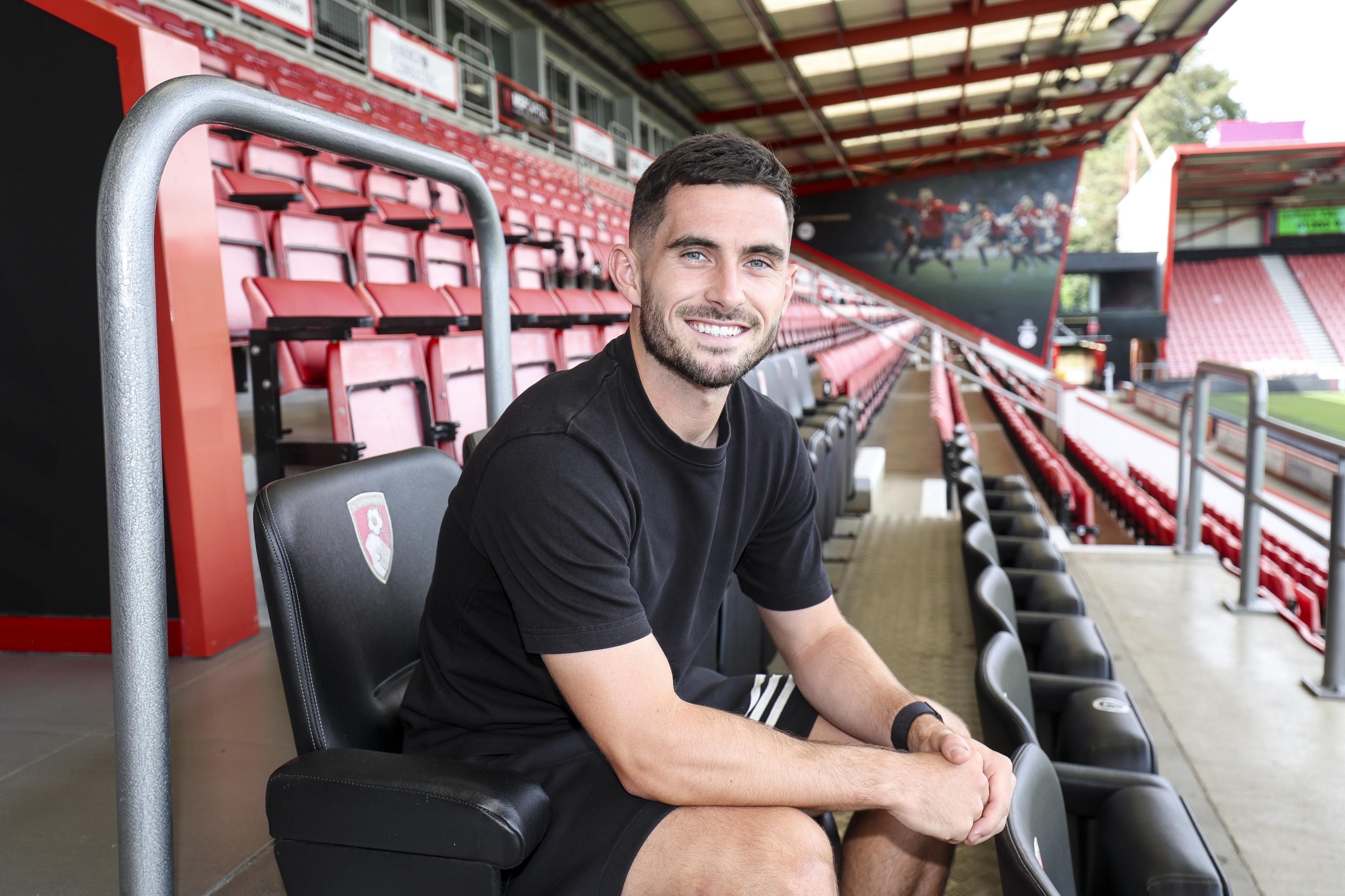 AFC Bournemouth: Lewis Cook extends deal with Cherries - BBC Sport