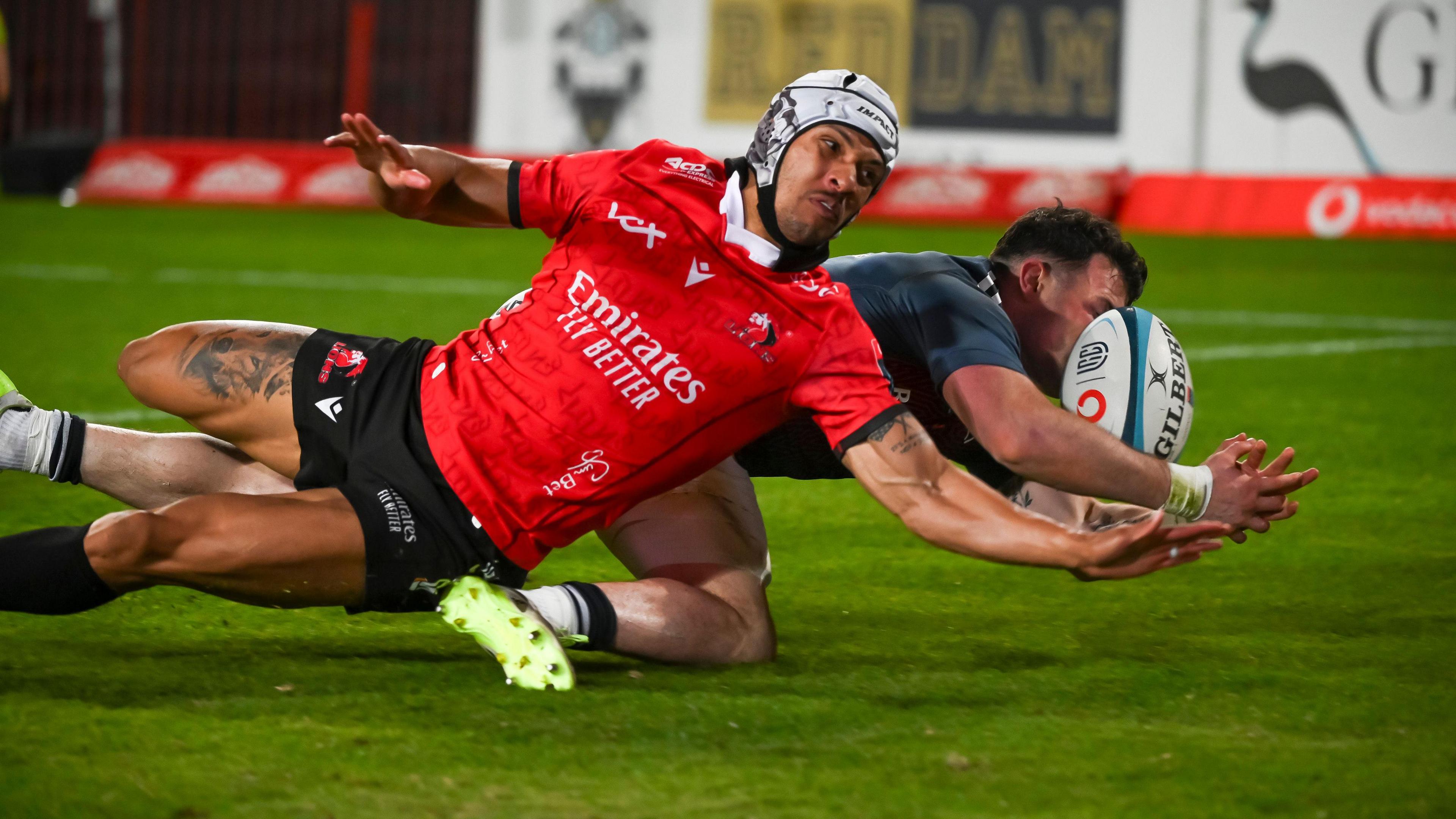 United Rugby Championship: Lions 13 -33 Munster - Munster win again in ...