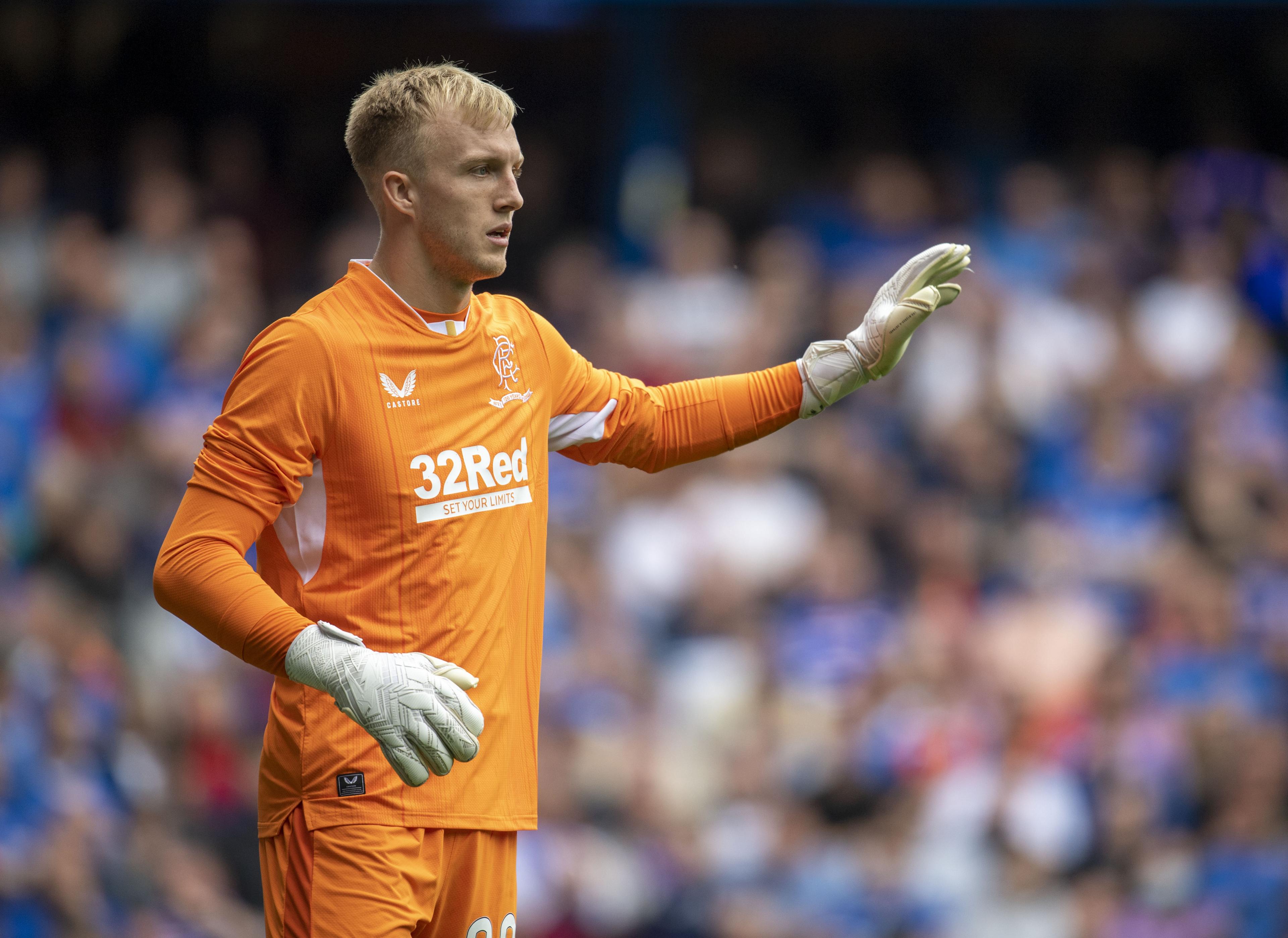 M﻿cCrorie signs deal until 2024 - BBC Sport