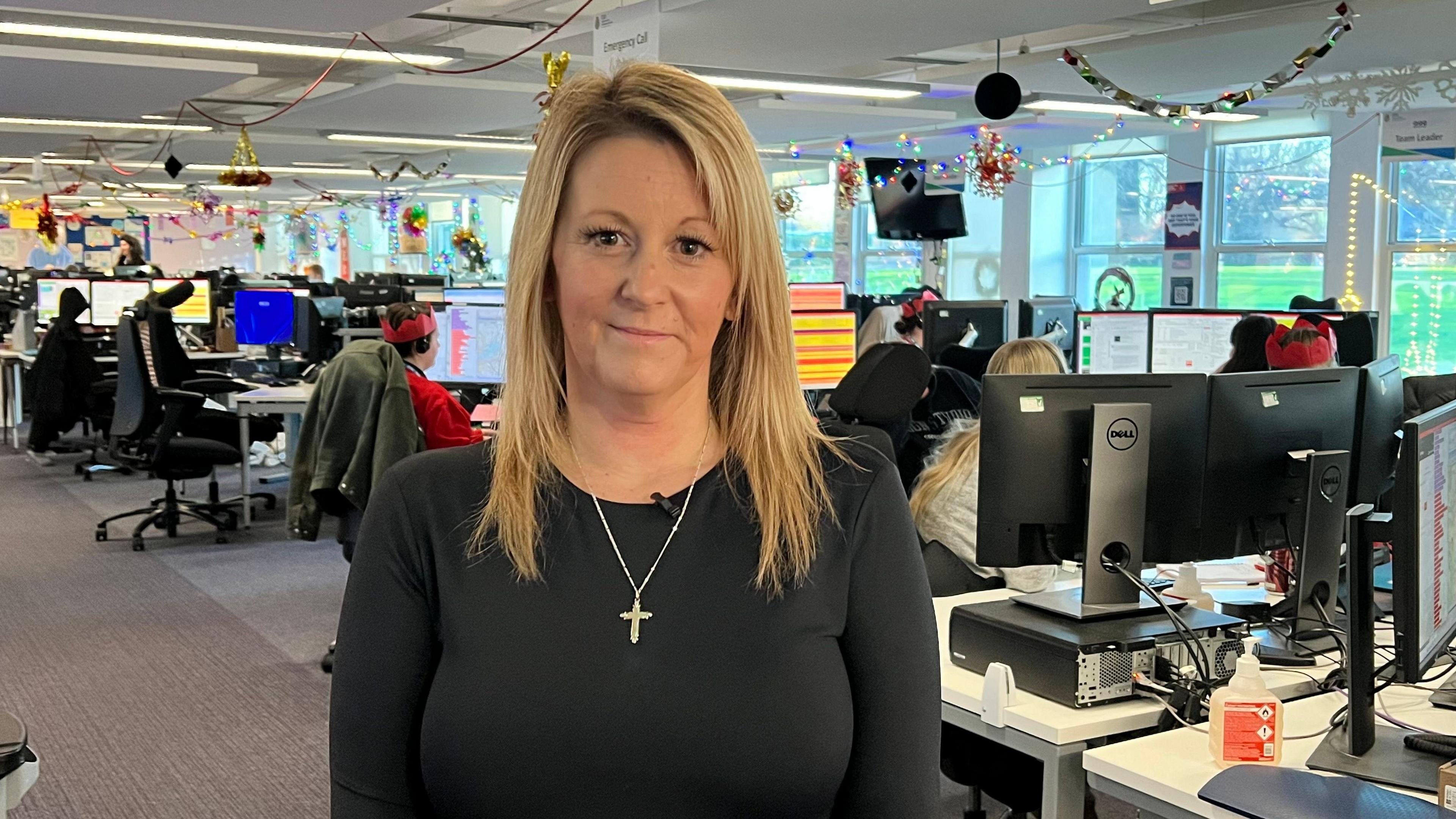 'Camaraderie' and calls - ambulance duty at Christmas - BBC News