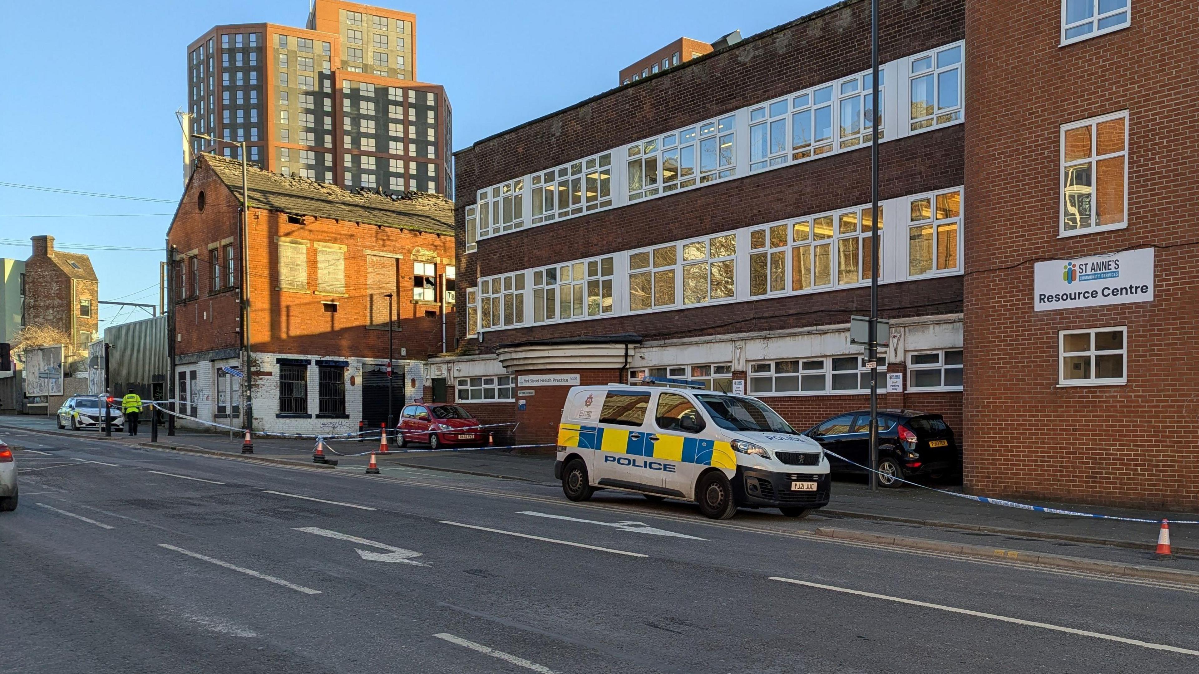 Man seriously injured in Leeds city centre stabbing - BBC News