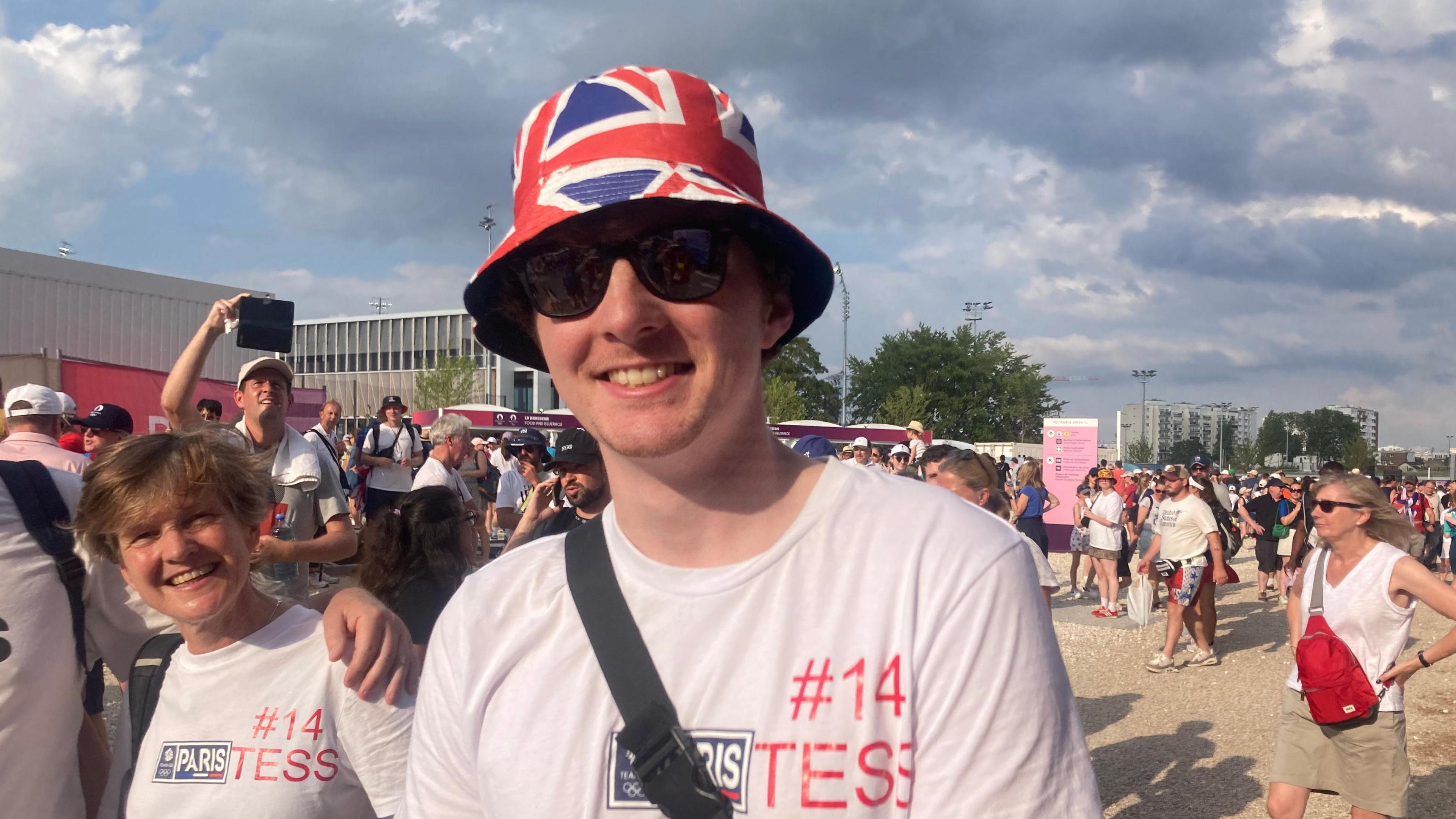 Tess Howard: Team GB player's mum says she is proud after win - BBC News