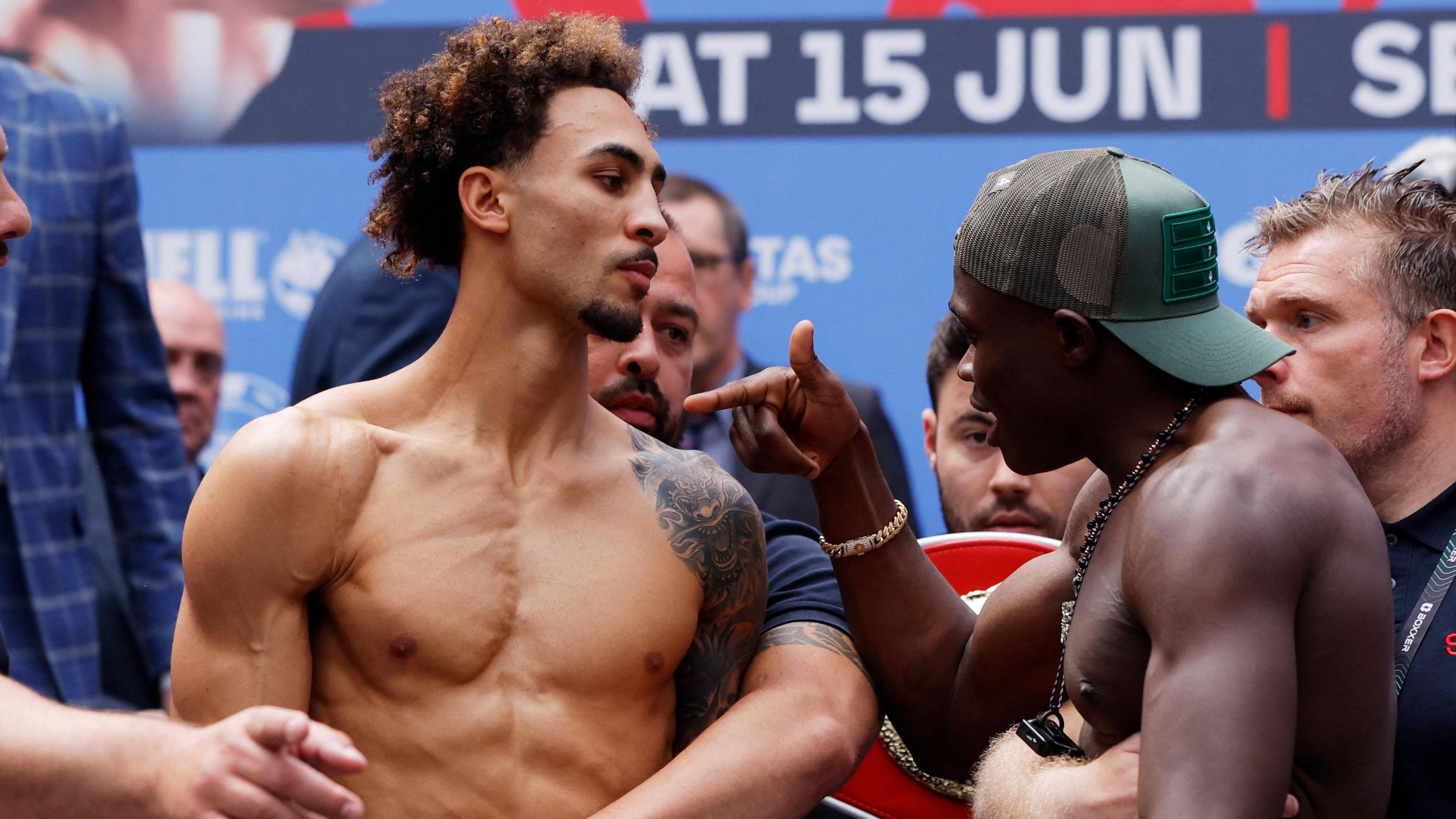 Chris Billiam-Smith vs Richard Riakporhe: Ben Whittaker grabs opponent ...