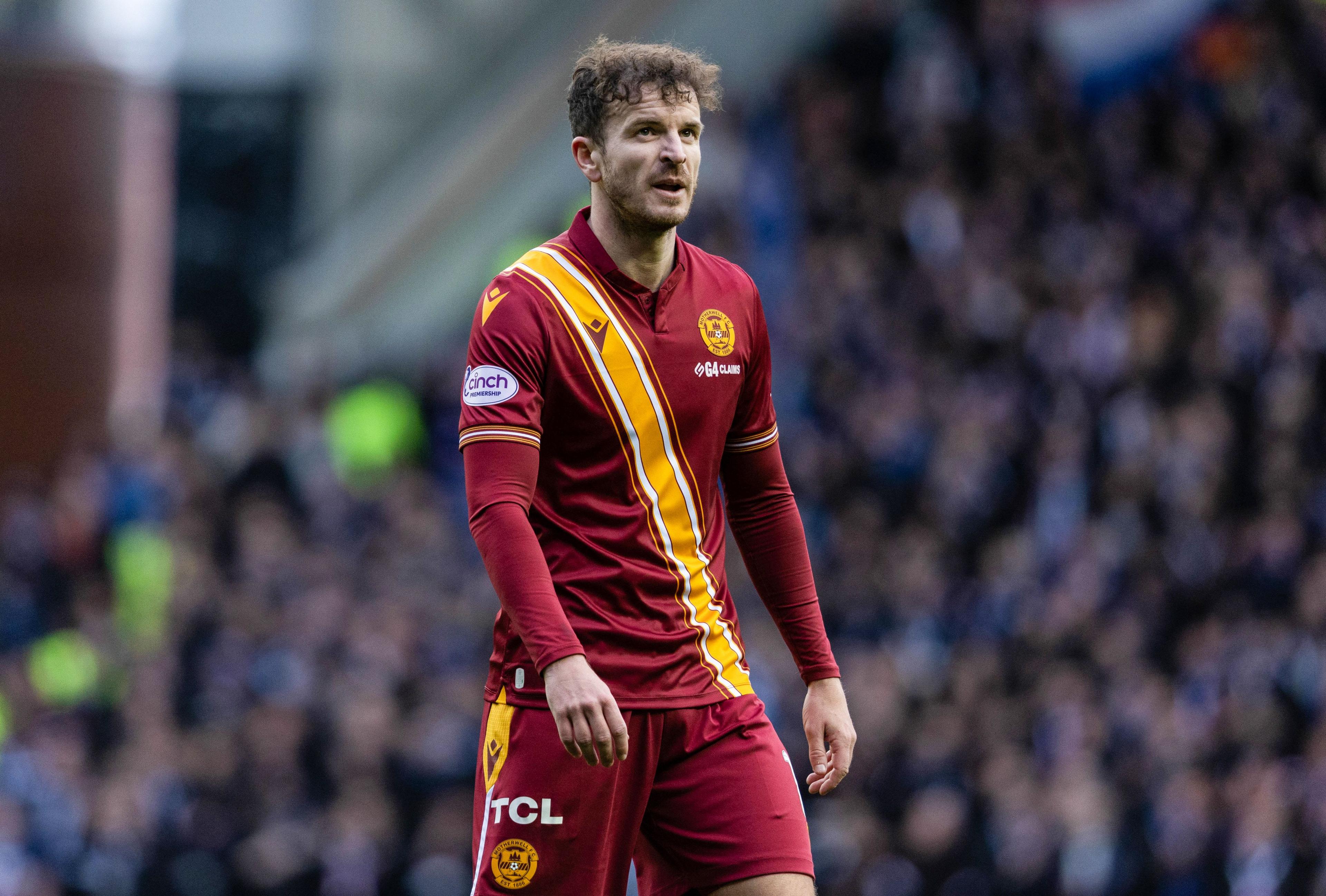 Motherwell: Halliday hopes for pre-split charge - BBC Sport