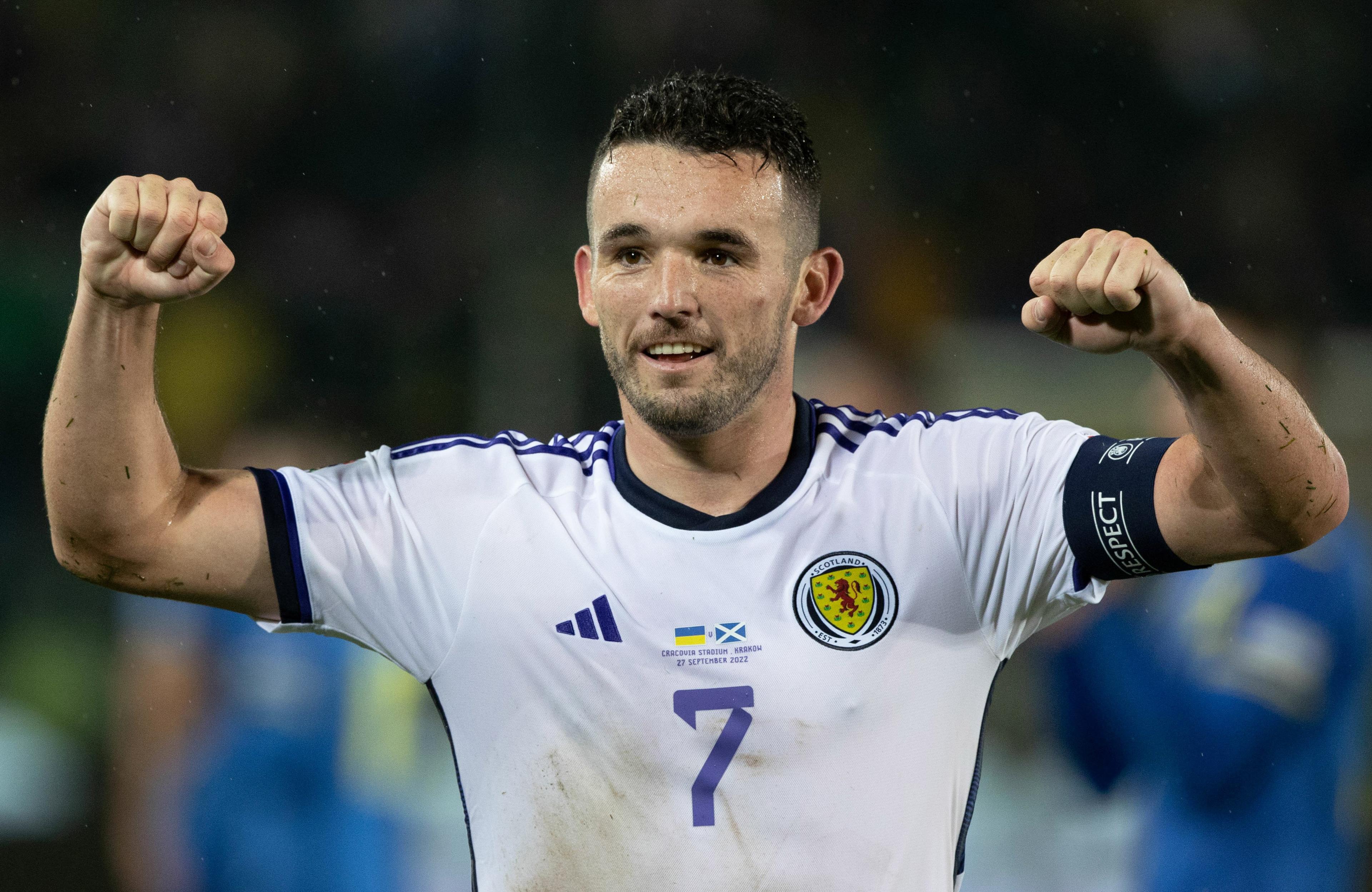 Utd signed Rodney Sneijder instead of me - McGinn - BBC Sport