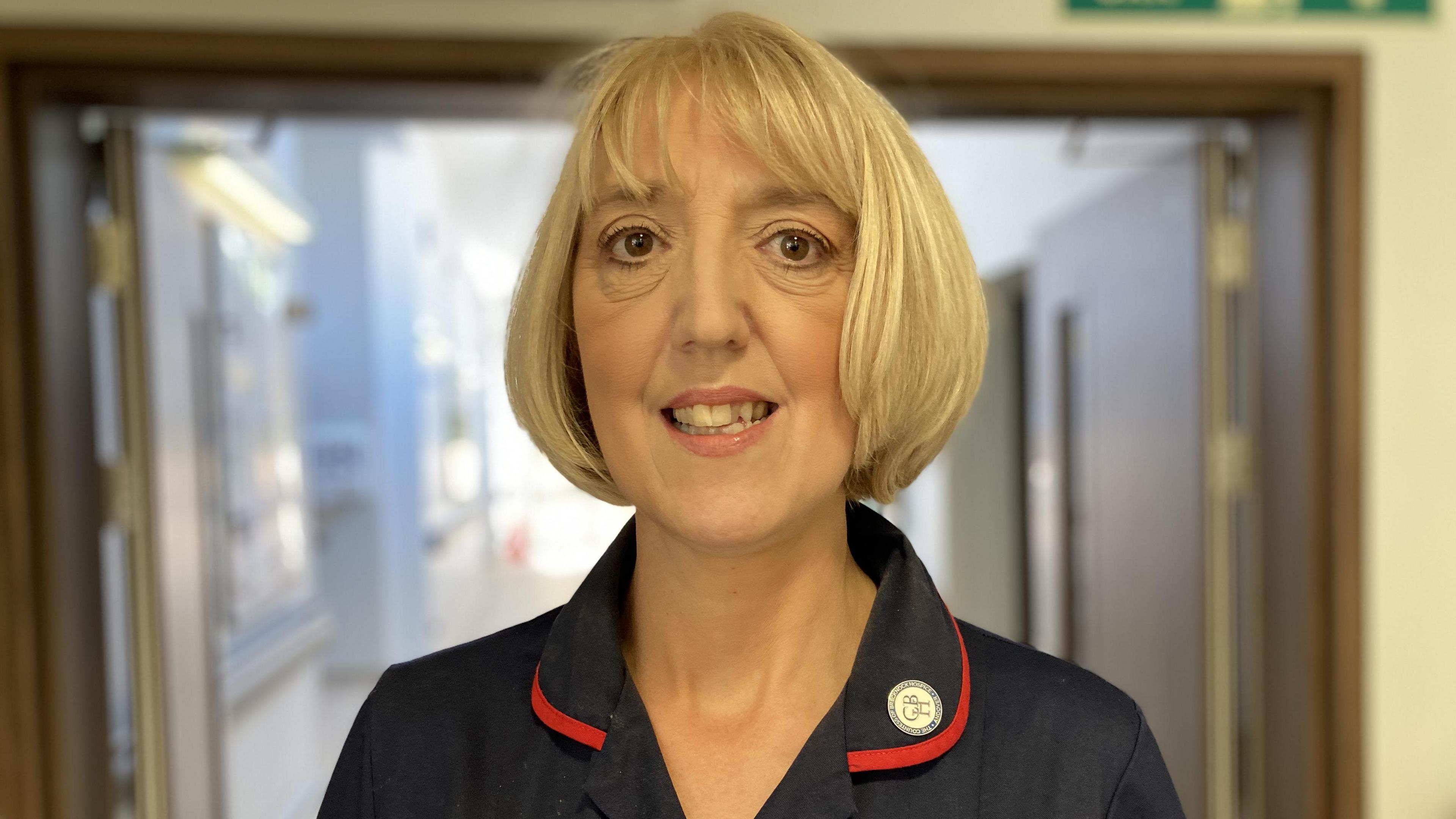 Hampshire hospice says society should talk about death more - BBC News