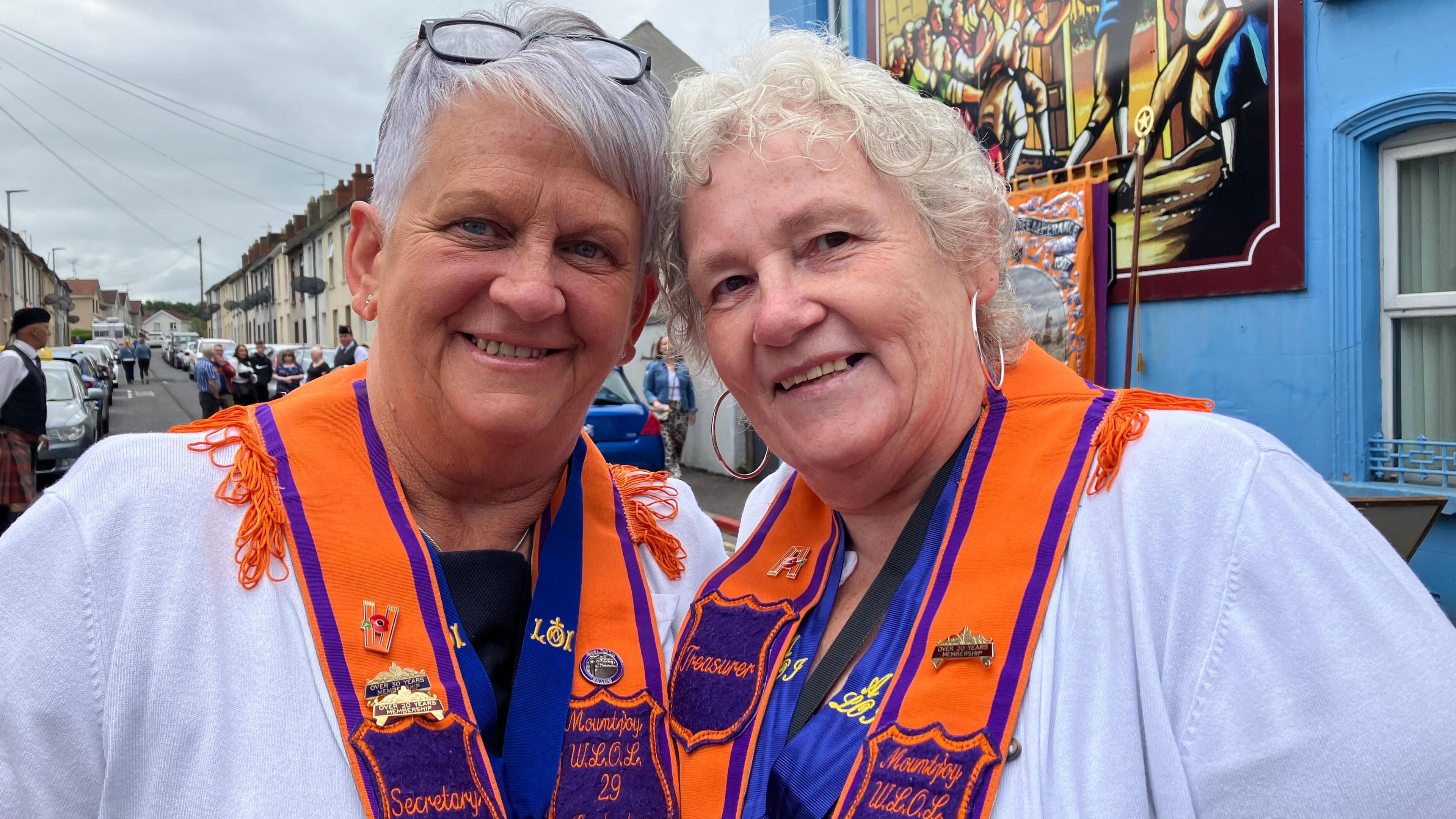 In photos: Twelfth of July celebrations begin across NI - BBC News