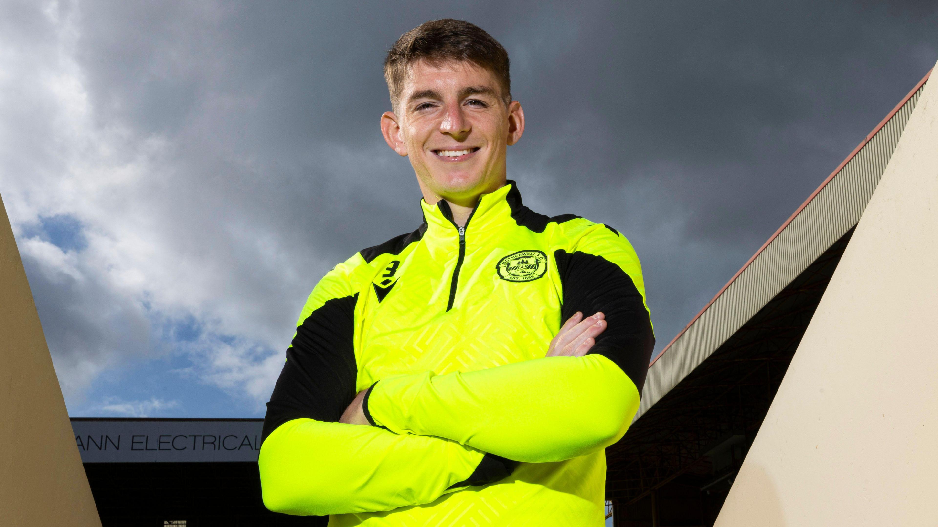 'Ego-free' Motherwell made move seamless for Seddon - BBC Sport