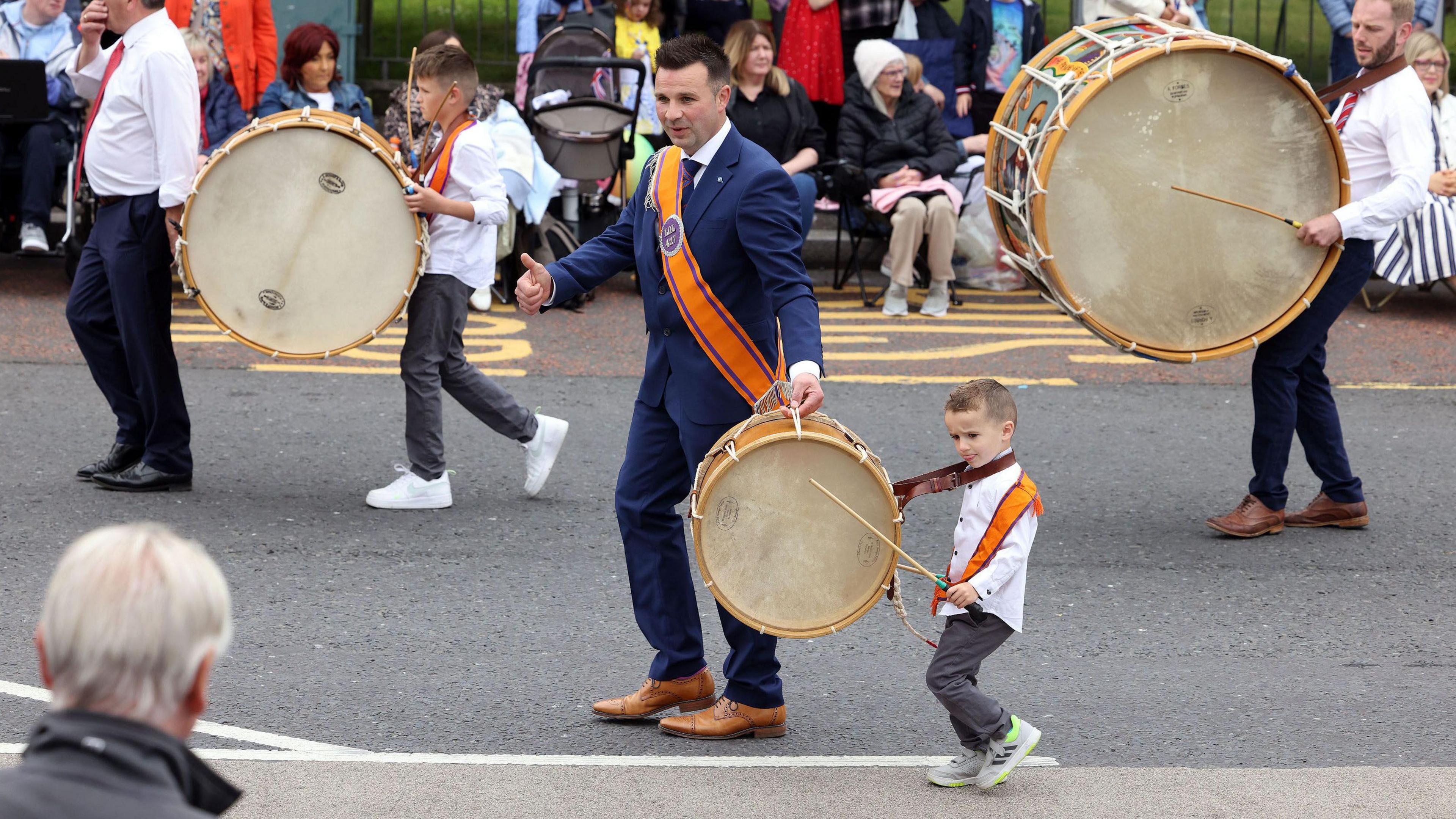 In photos: Twelfth of July celebrations begin across NI - BBC News