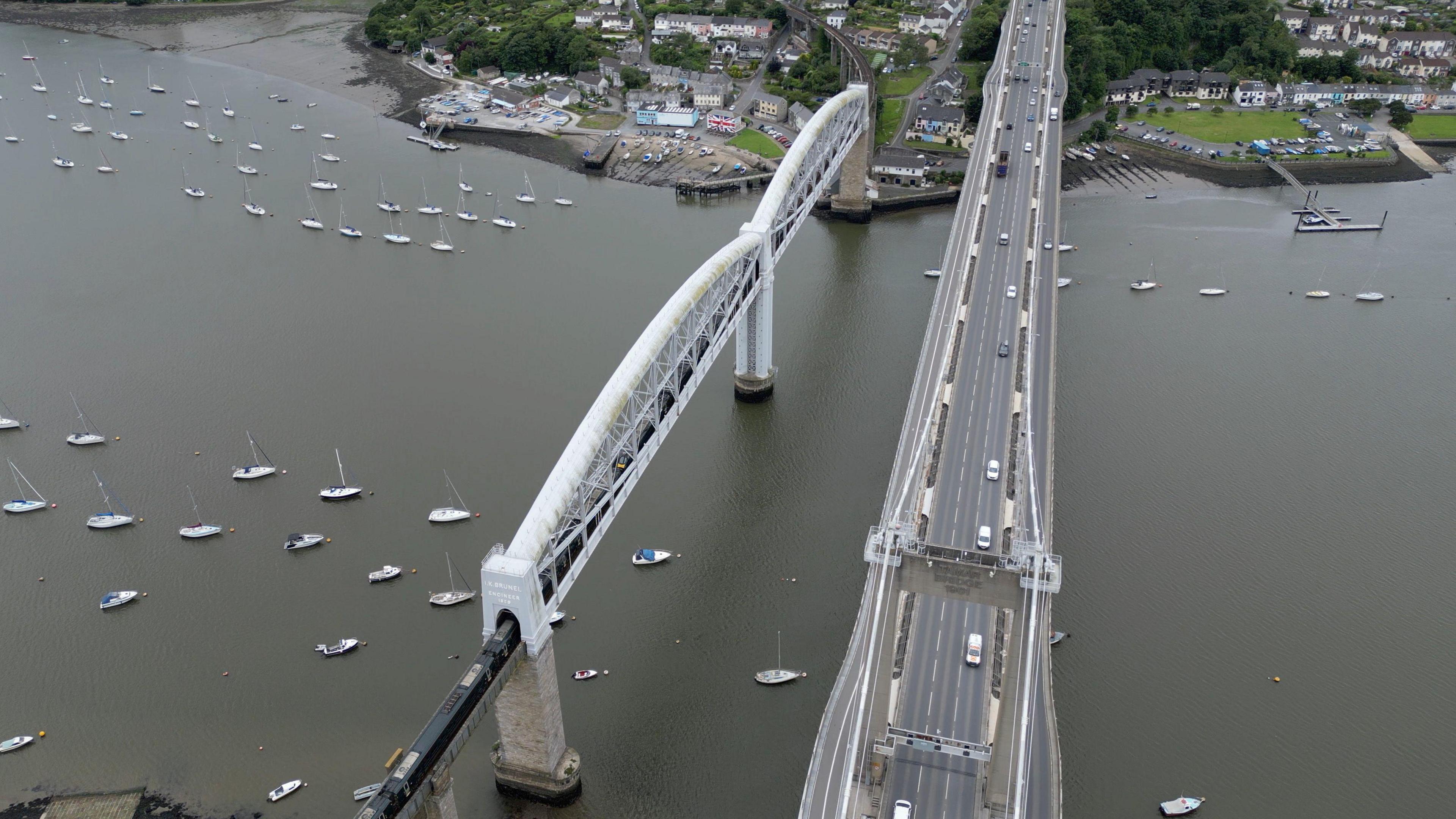 Tamar crossing charges 'critical' for commuters - BBC News