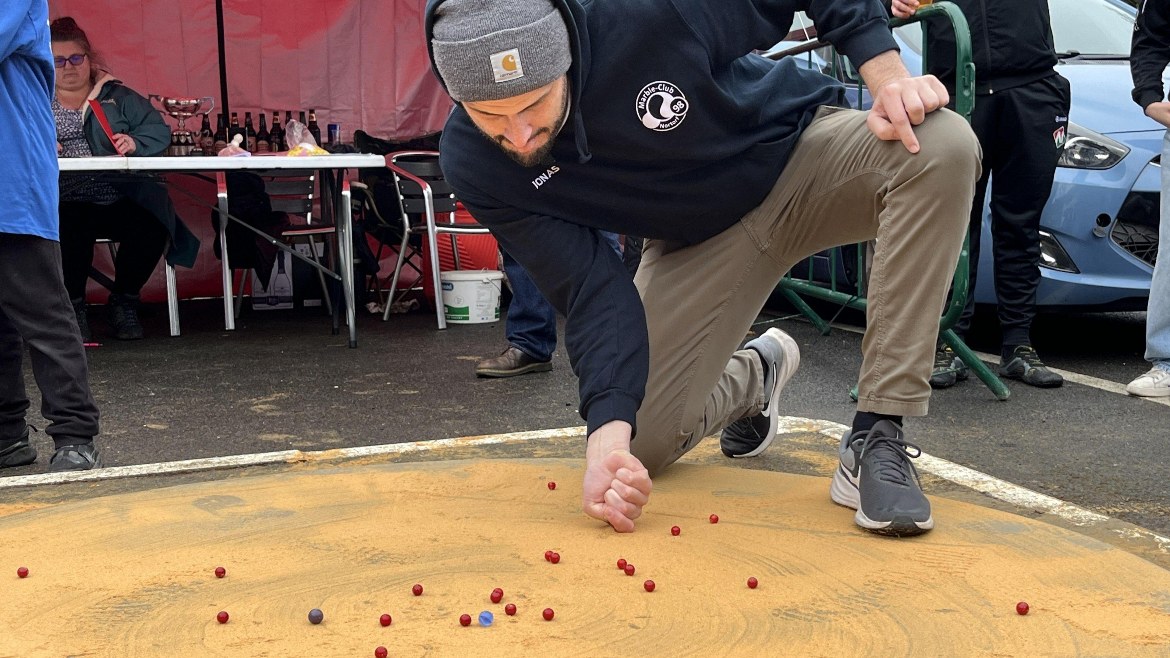 What is the World Marbles Championship in Tinsley Green? - BBC News