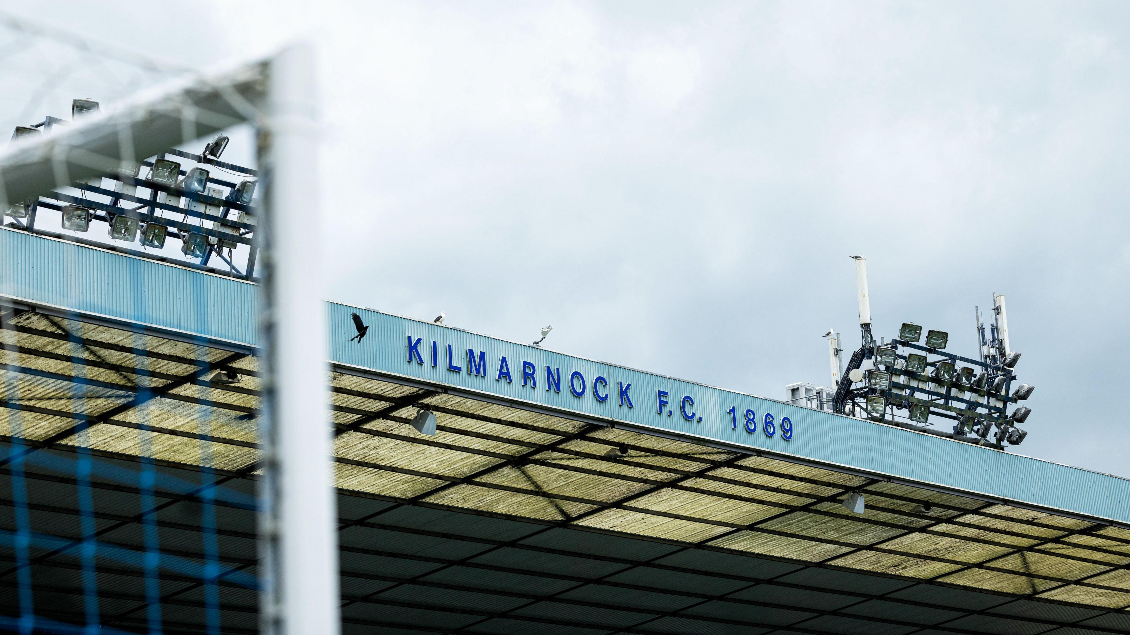 Youngster Zander Craik pens new Kilmarnock deal - BBC Sport