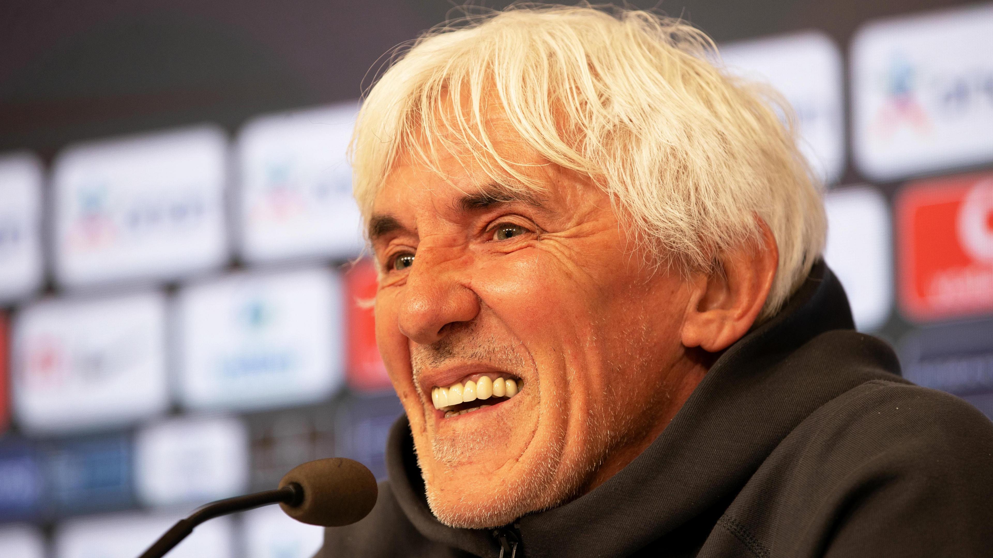 Greece manager; ke - BBC Sport