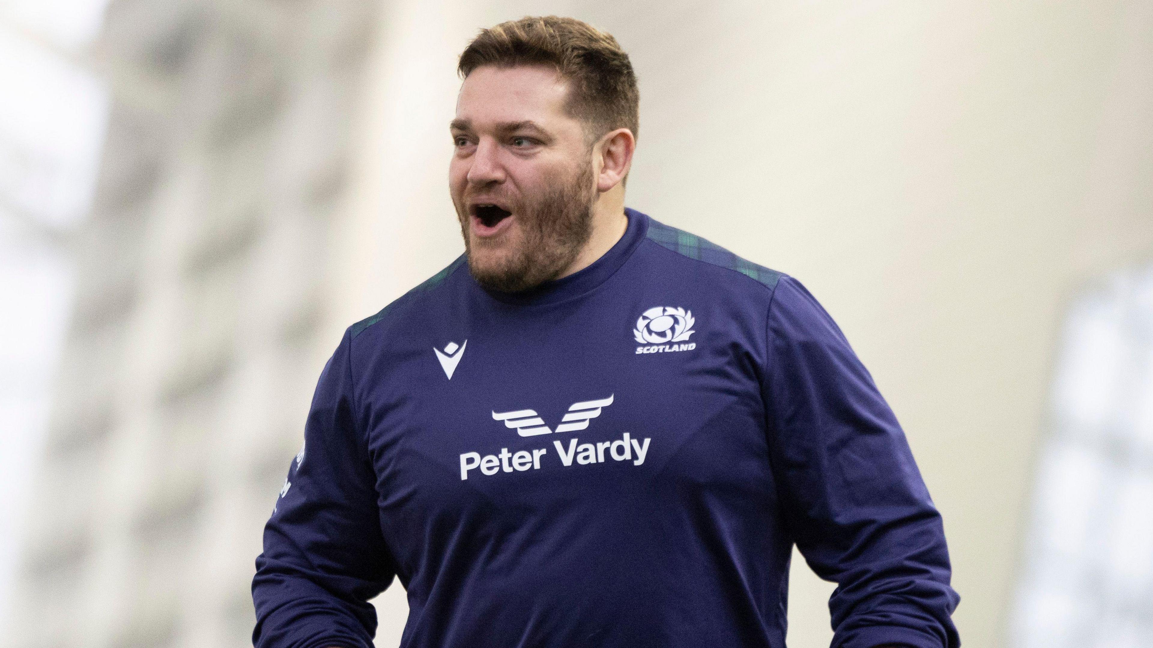 Millar-Mills signs new Saints contract after Scotland debut - BBC Sport