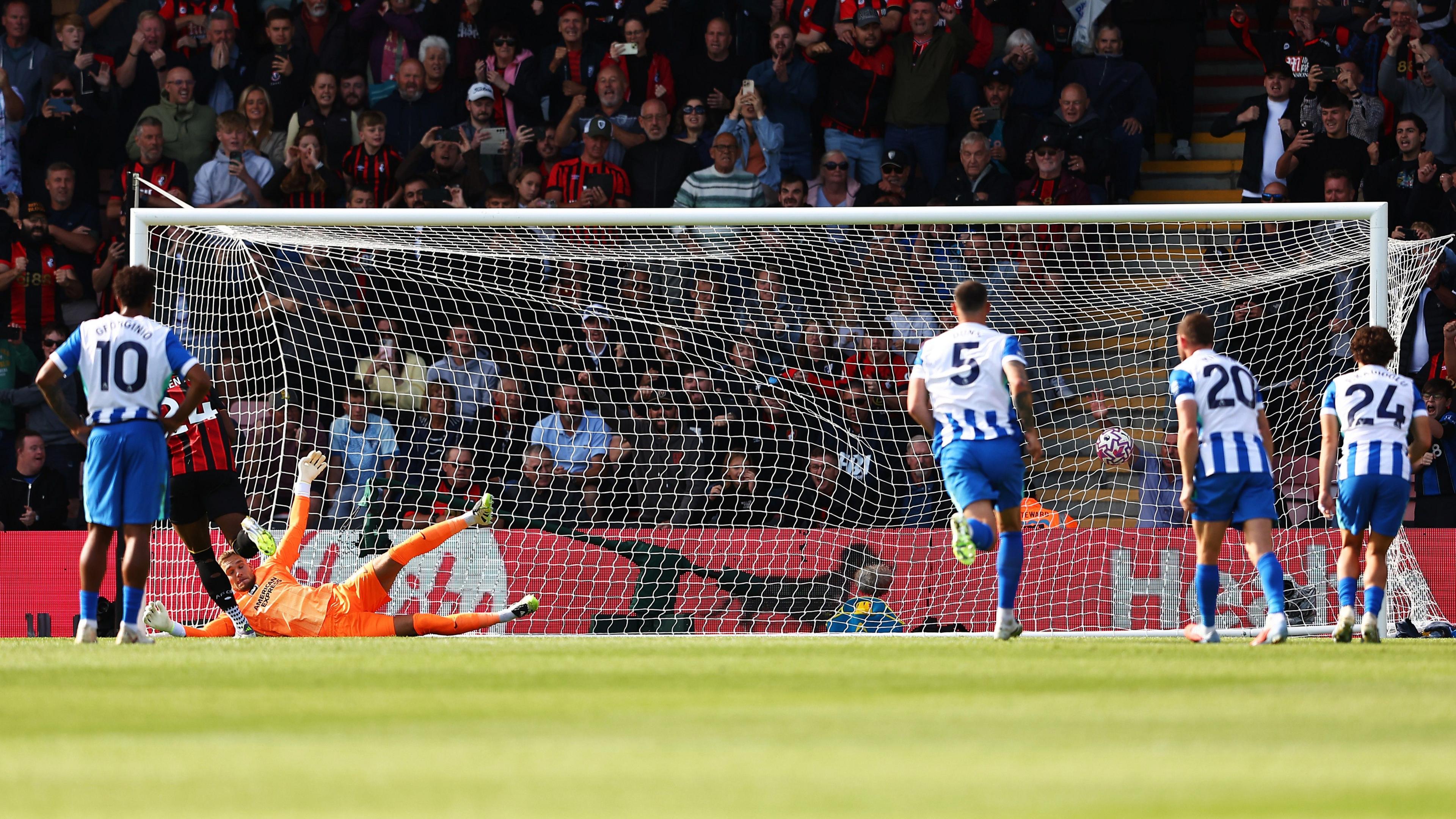 Bournemouth 2-1 Brighton analysis: Sub-par Seagulls made to pay - BBC Sport