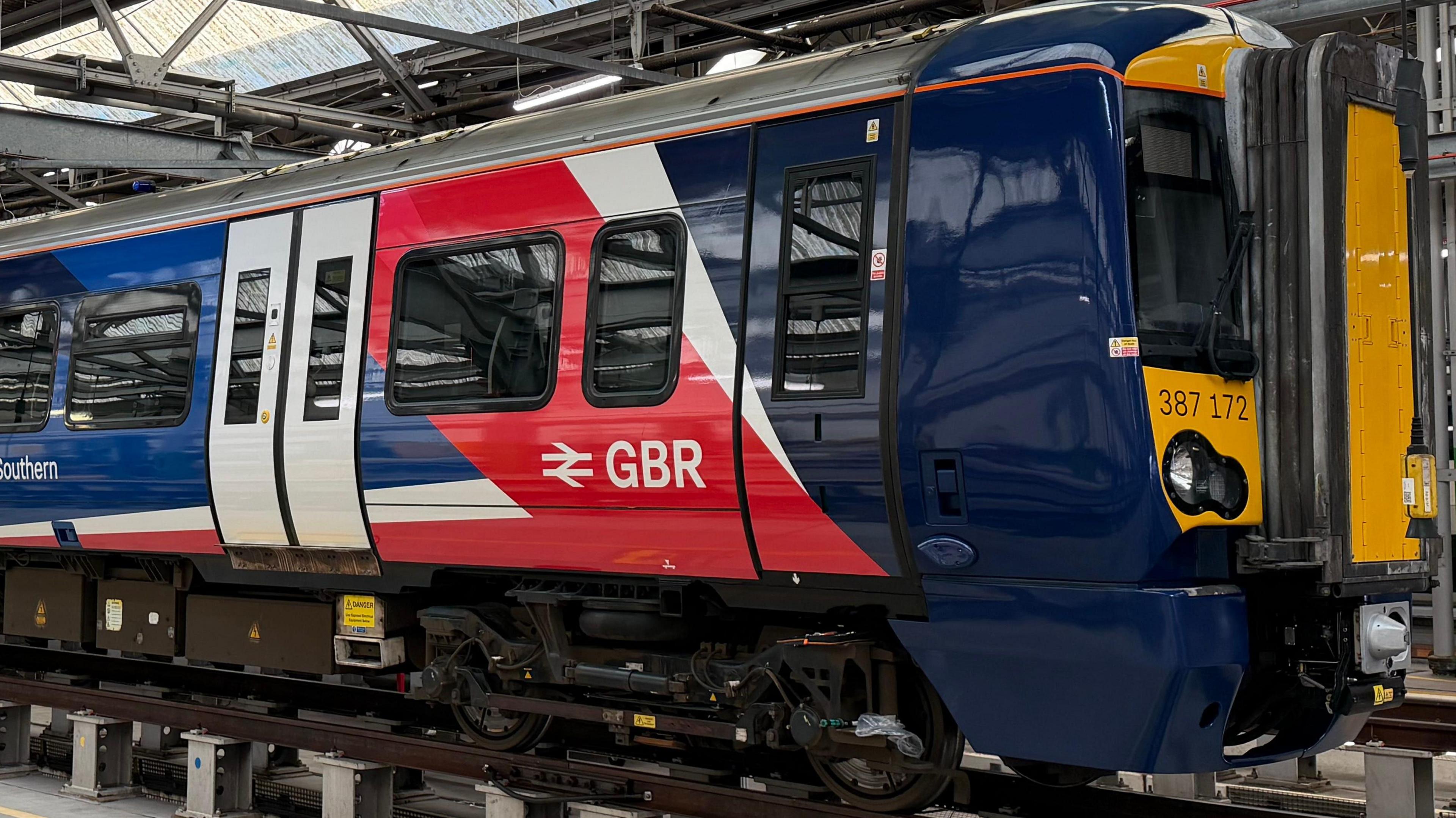 Govia Thameslink Railway nationalisation: What does it mean? - BBC News