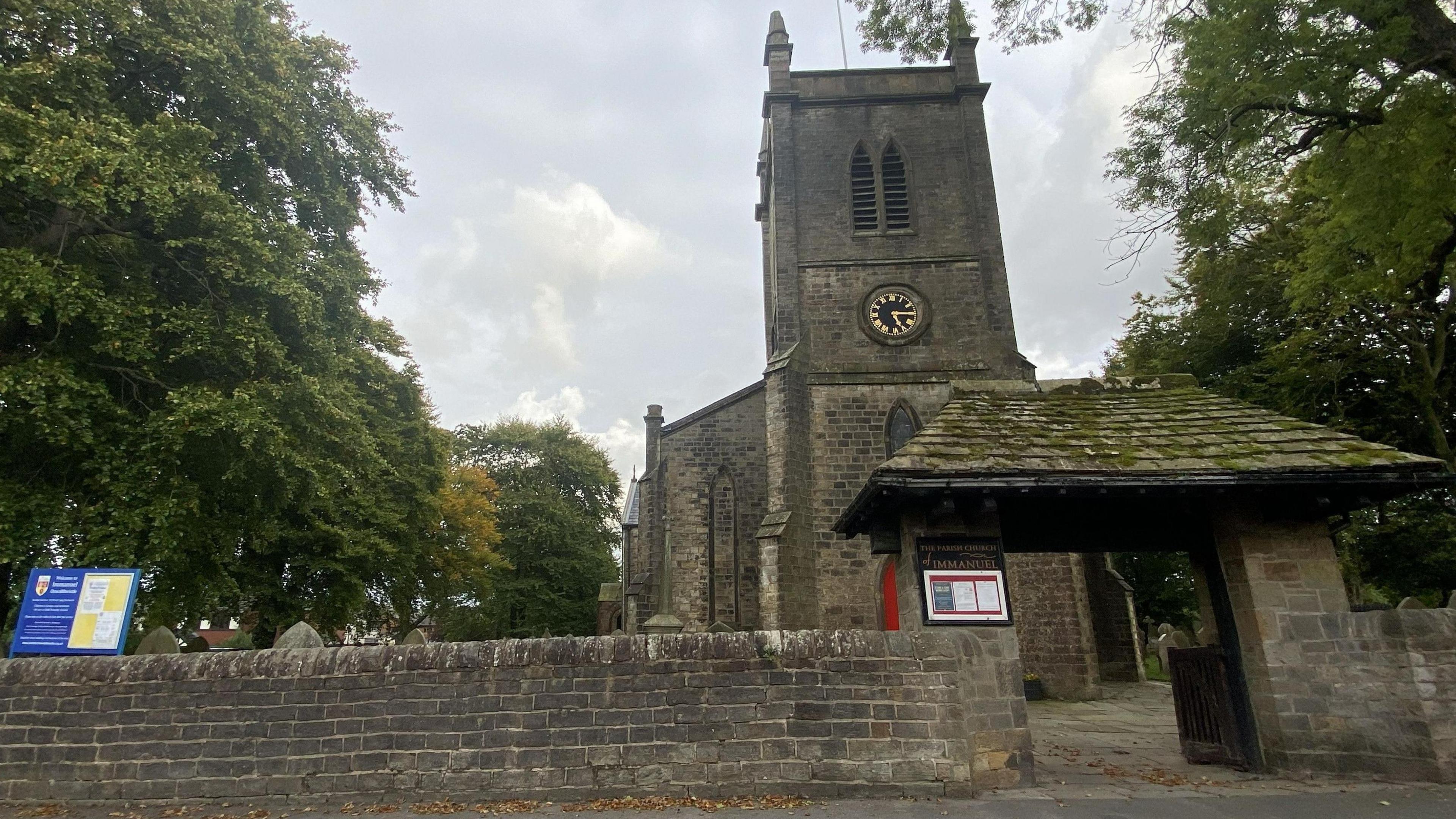 Lotto grant will end Oswaldtwistle church's leaky roof buckets - BBC News