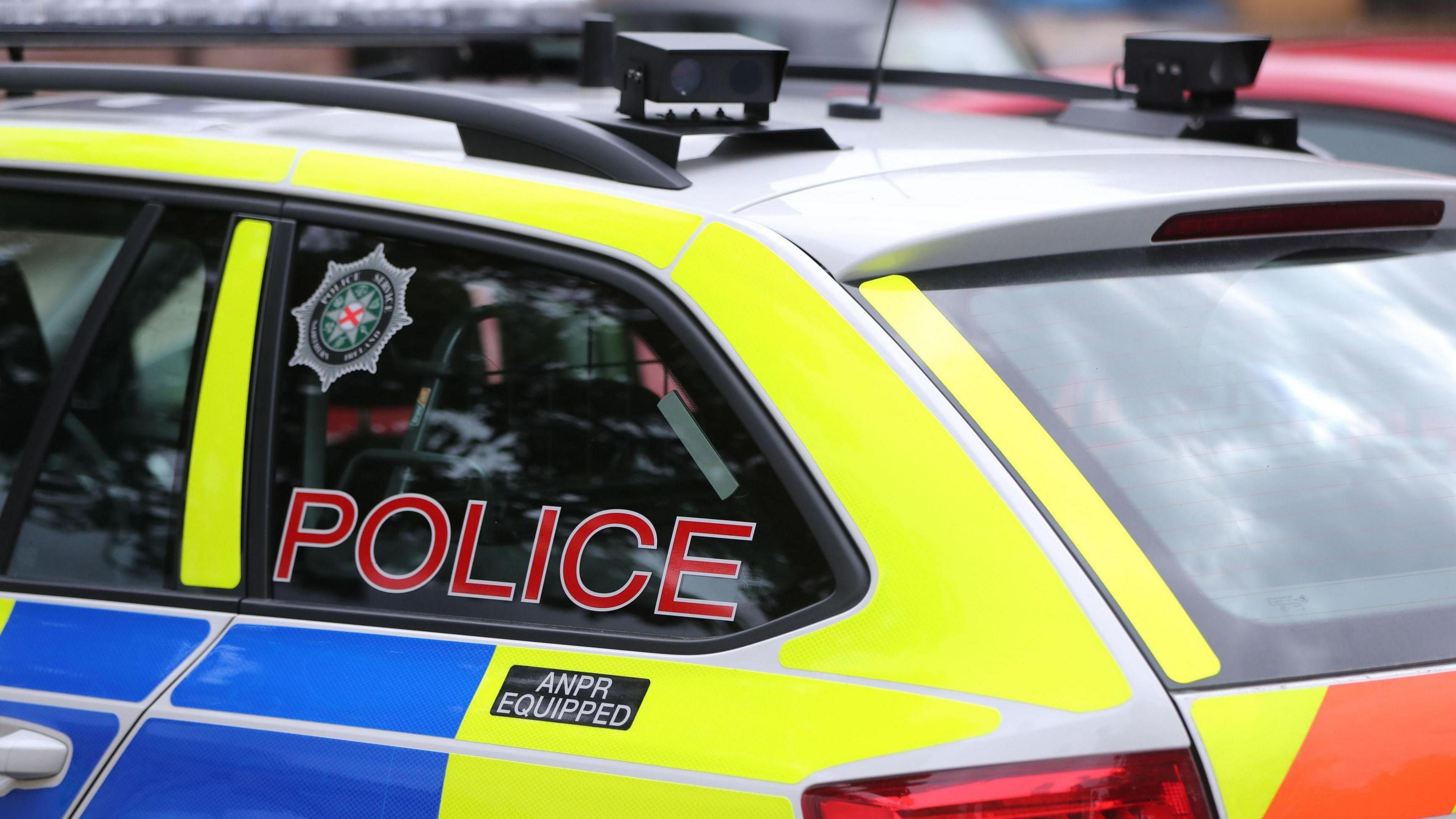 Londonderry: Two people escape injury in arson attack on house - BBC News