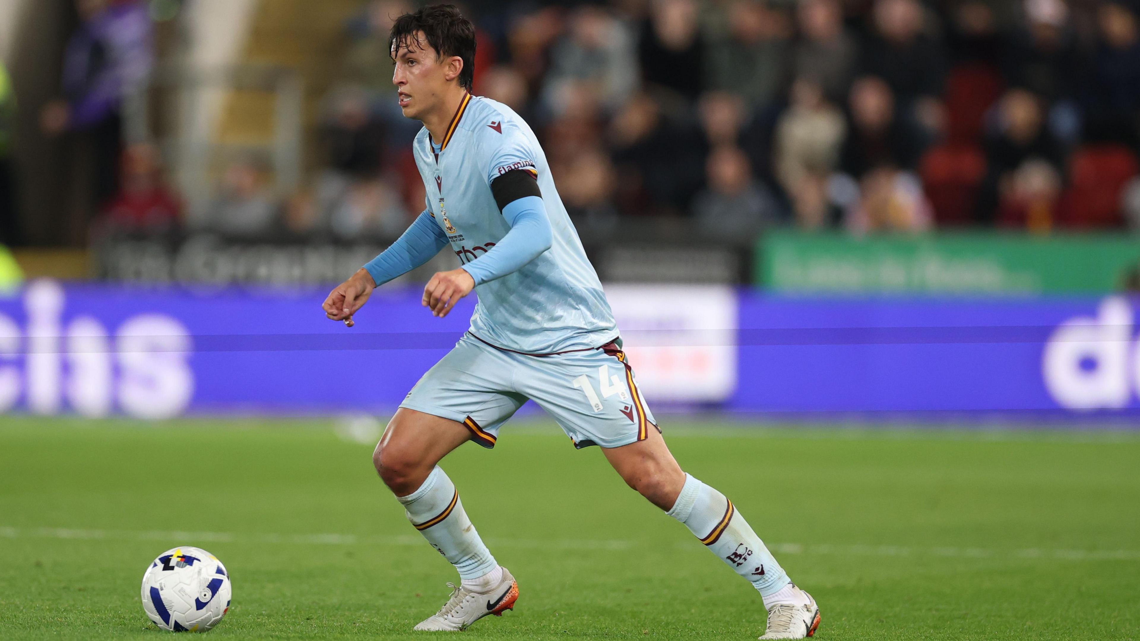 Tom McIntyre: Portsmouth defender returns from Bradford City loan - BBC ...