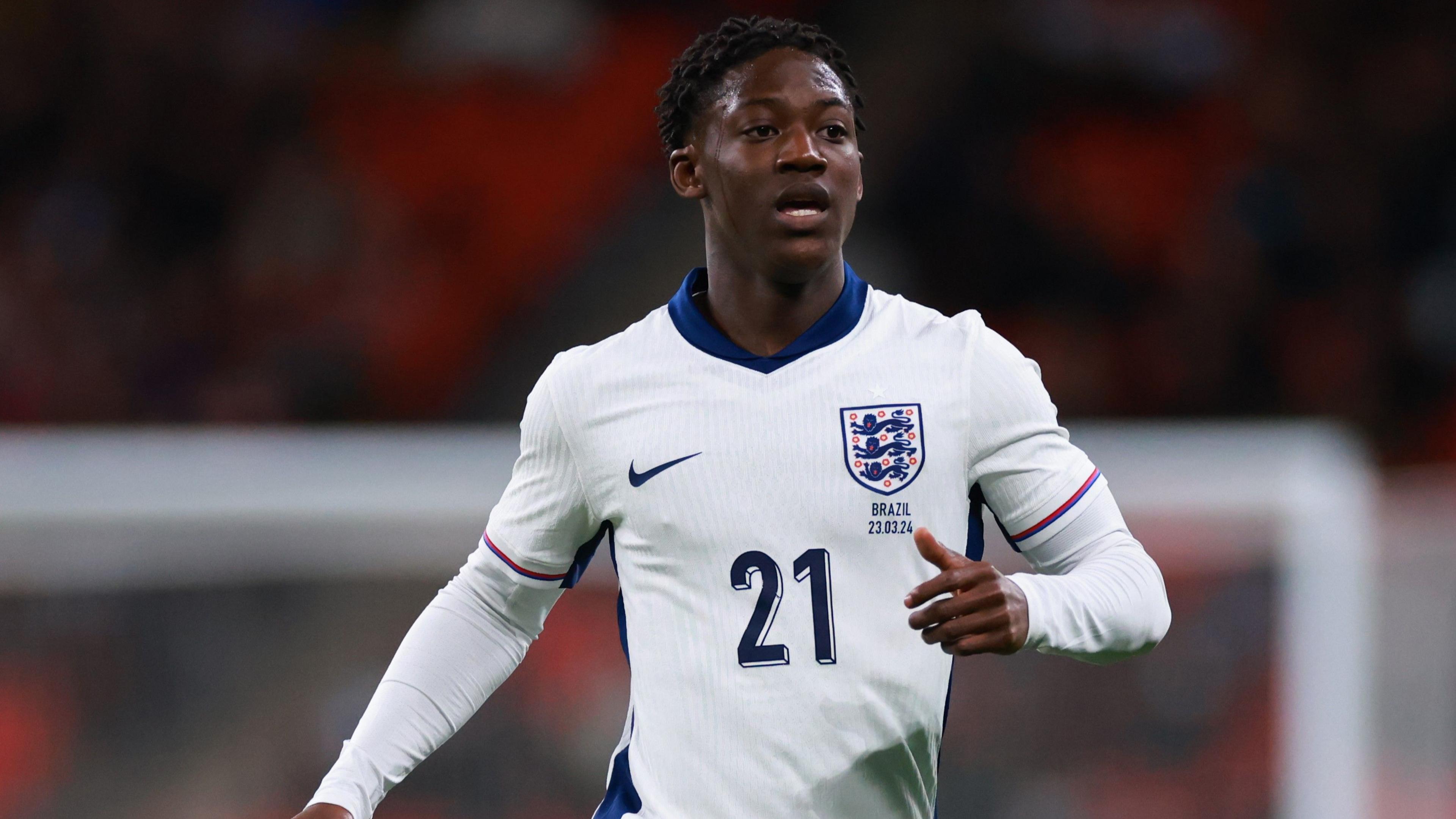 Kobbie Mainoo: Man Utd midfielder to start for England vs Belgium - BBC ...