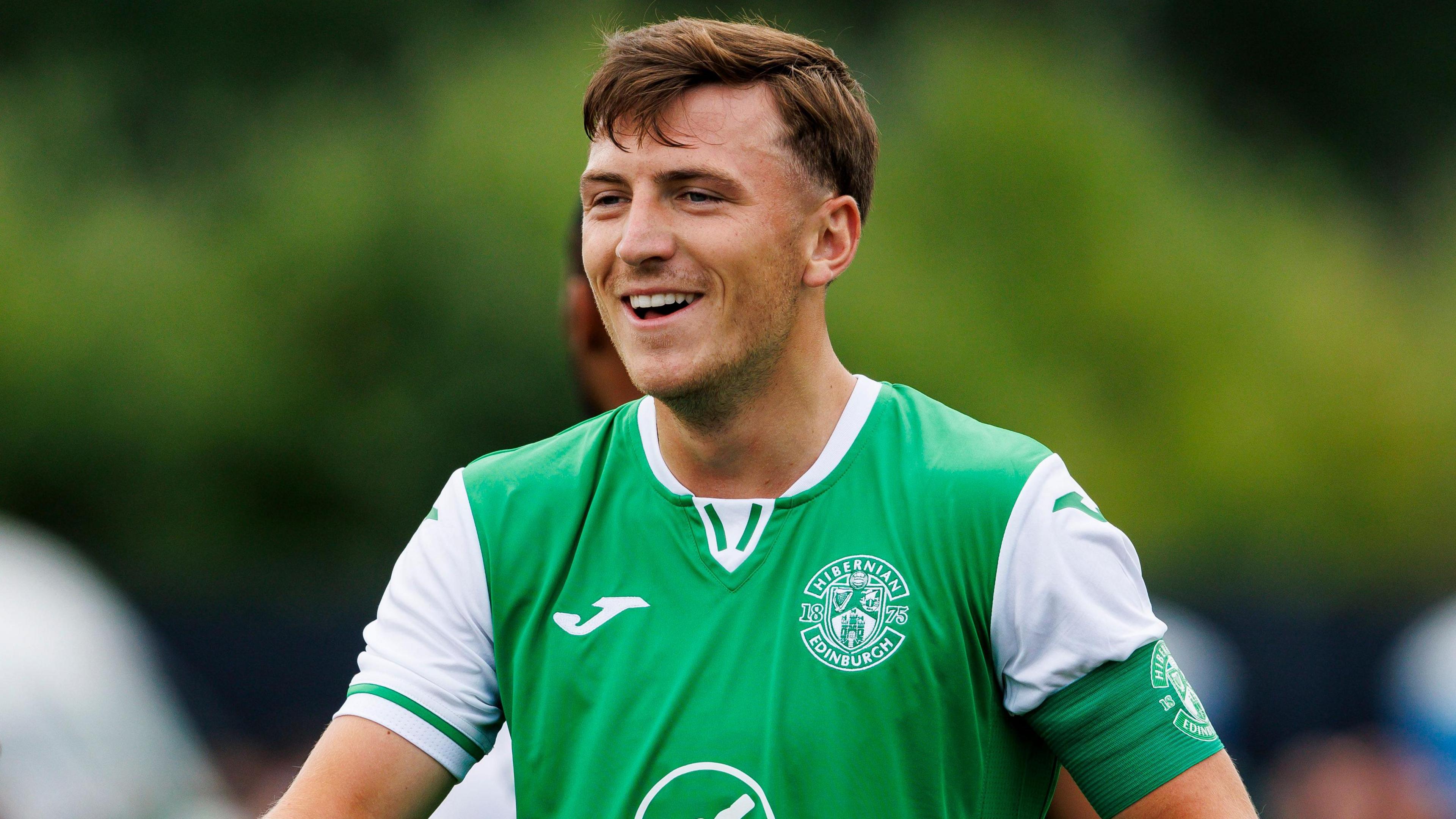 Hibs beat German side Duisburg 1-0 in pre-season friendly - BBC Sport