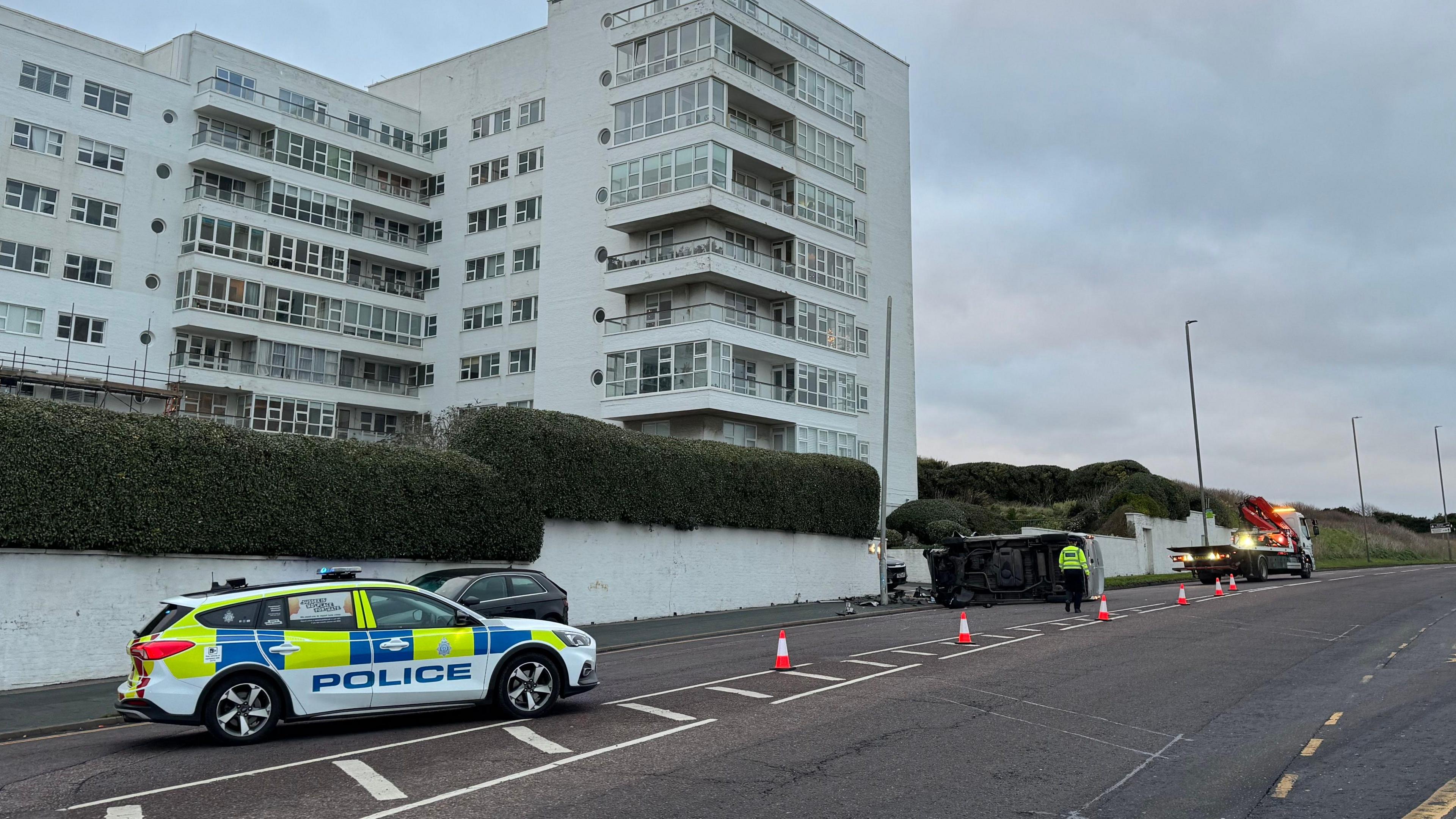 Van overturns in two-vehicle crash in Brighton - BBC News