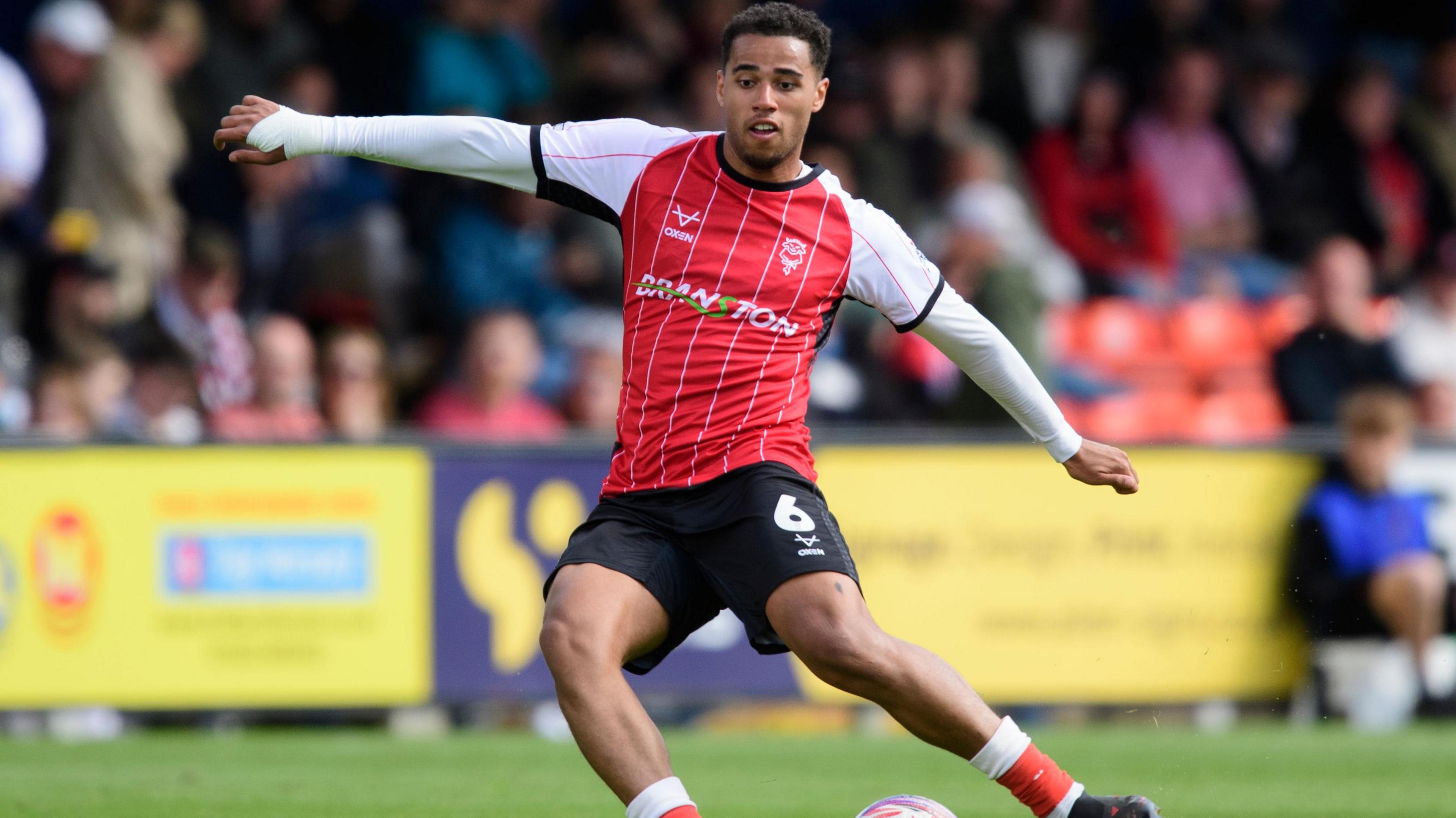 Swansea City seek alternatives as Ethan Erhahon interest ebbs - BBC Sport
