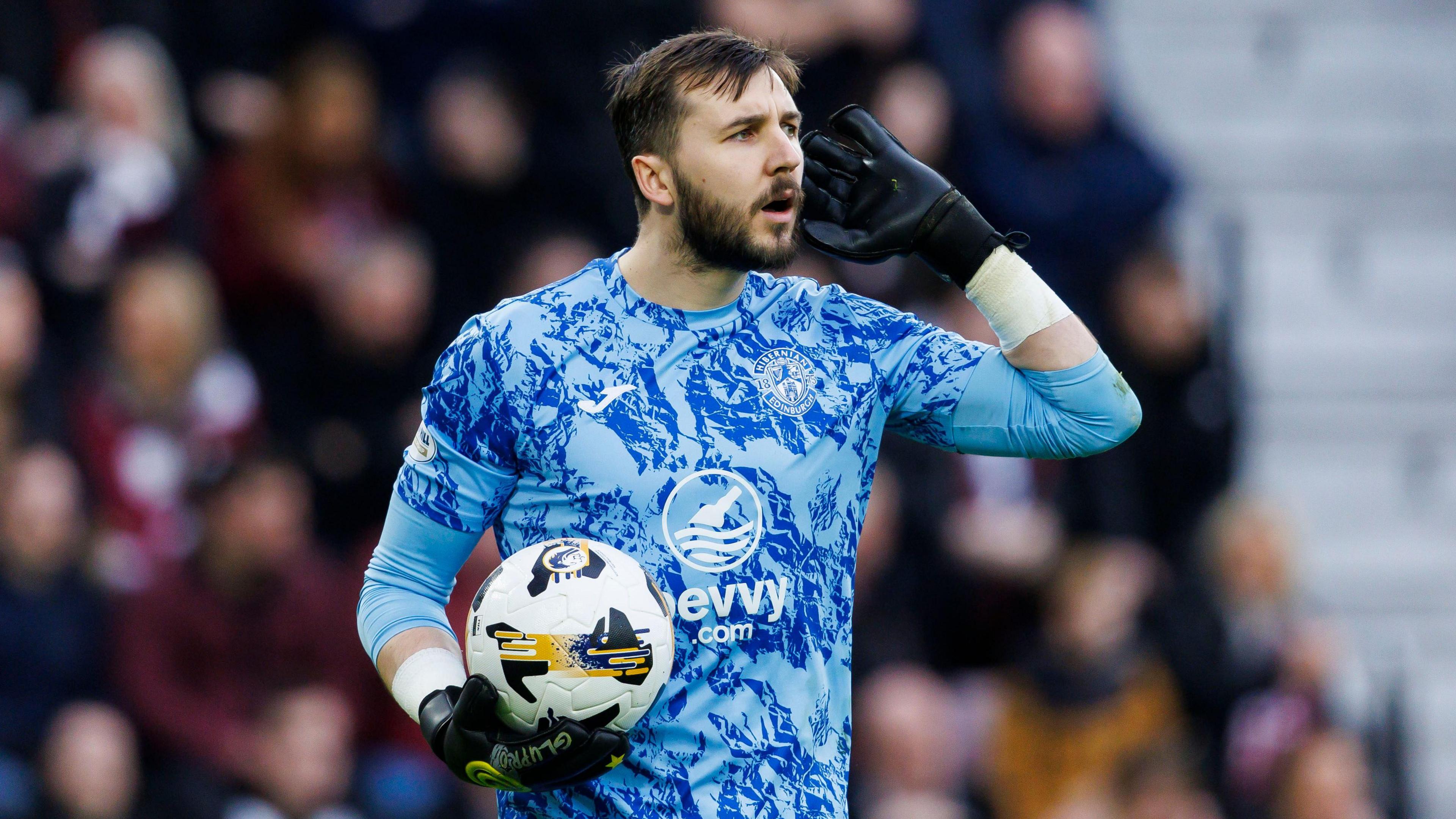 Hibernian: Jordan Smith ready for busier outing against Rangers - BBC Sport