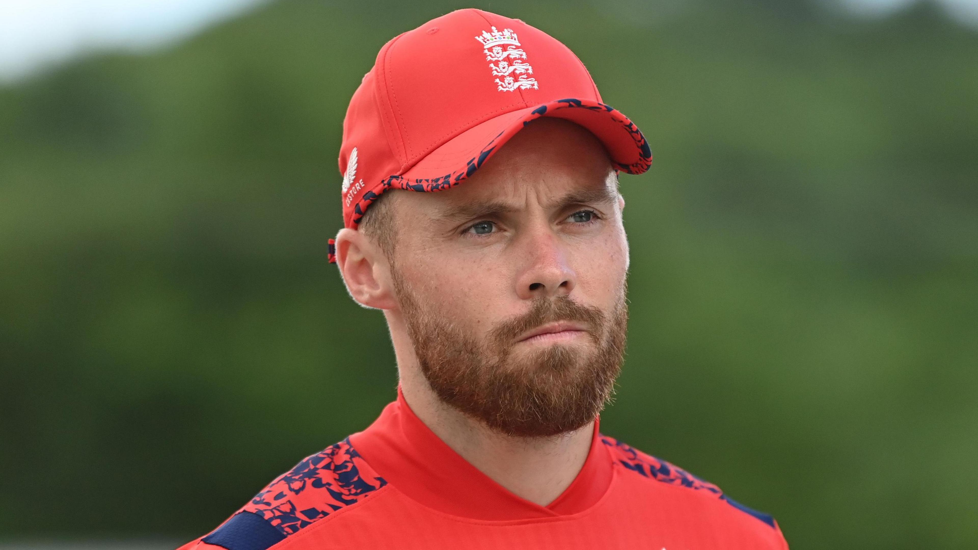 ILT20: Phil Salt & Adil Rashid among huge England contingent - BBC Sport