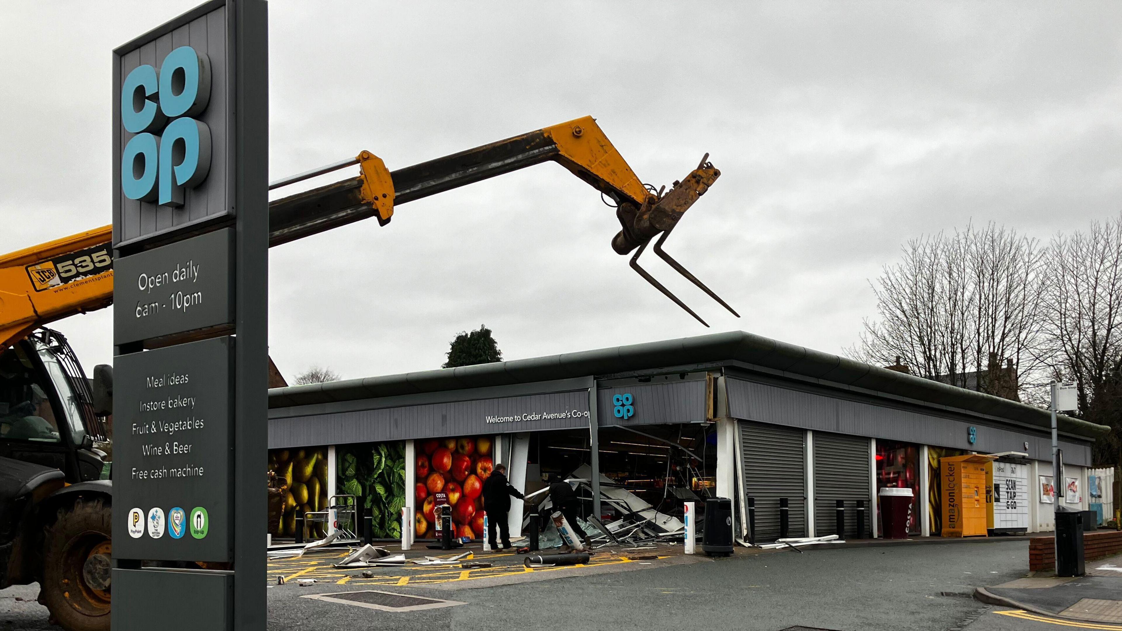 Kidsgrove supermarket sealed off by police after cash machine attack ...