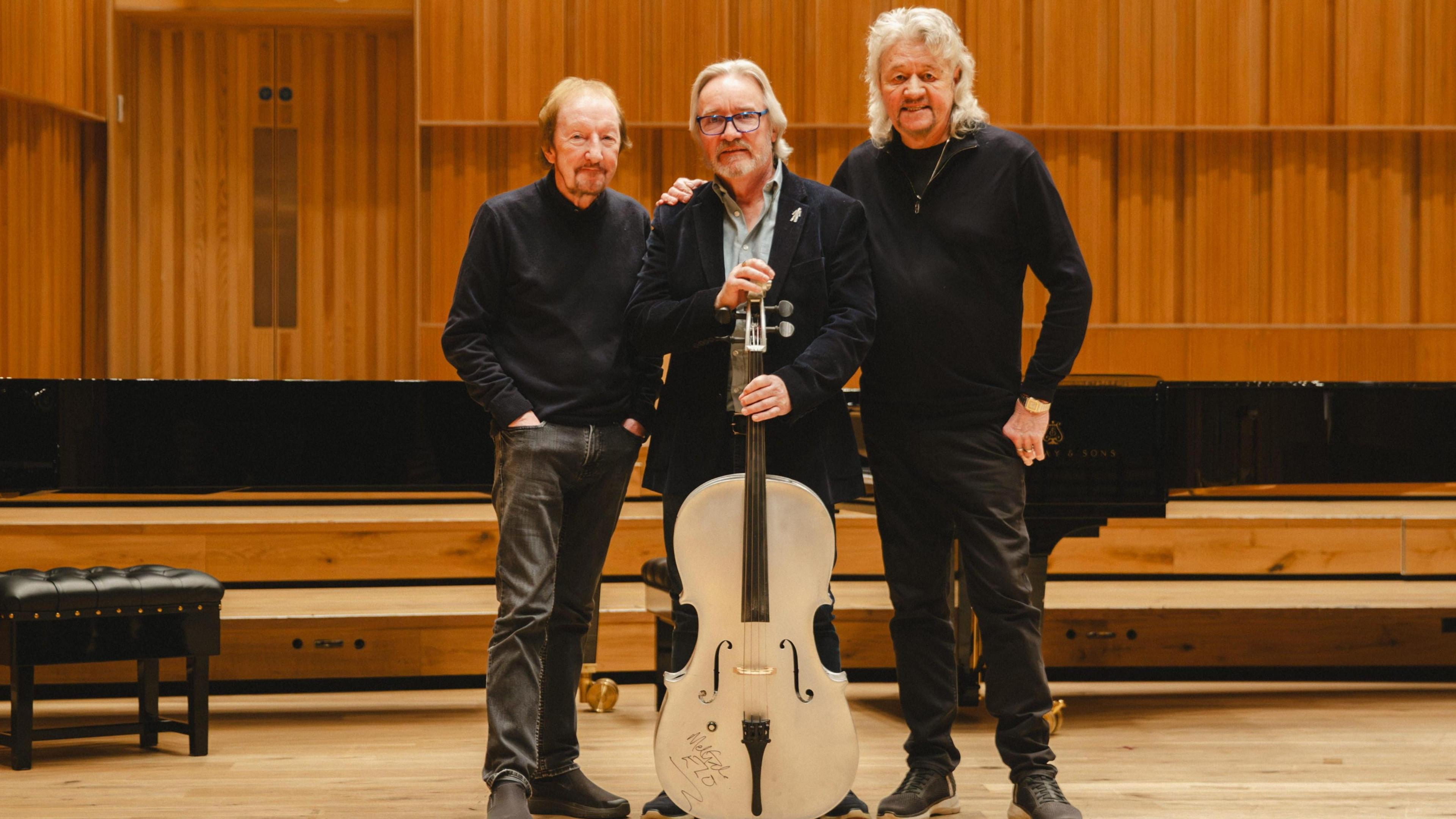ELO's electric cello donated to Royal Birmingham Conservatoire - BBC News