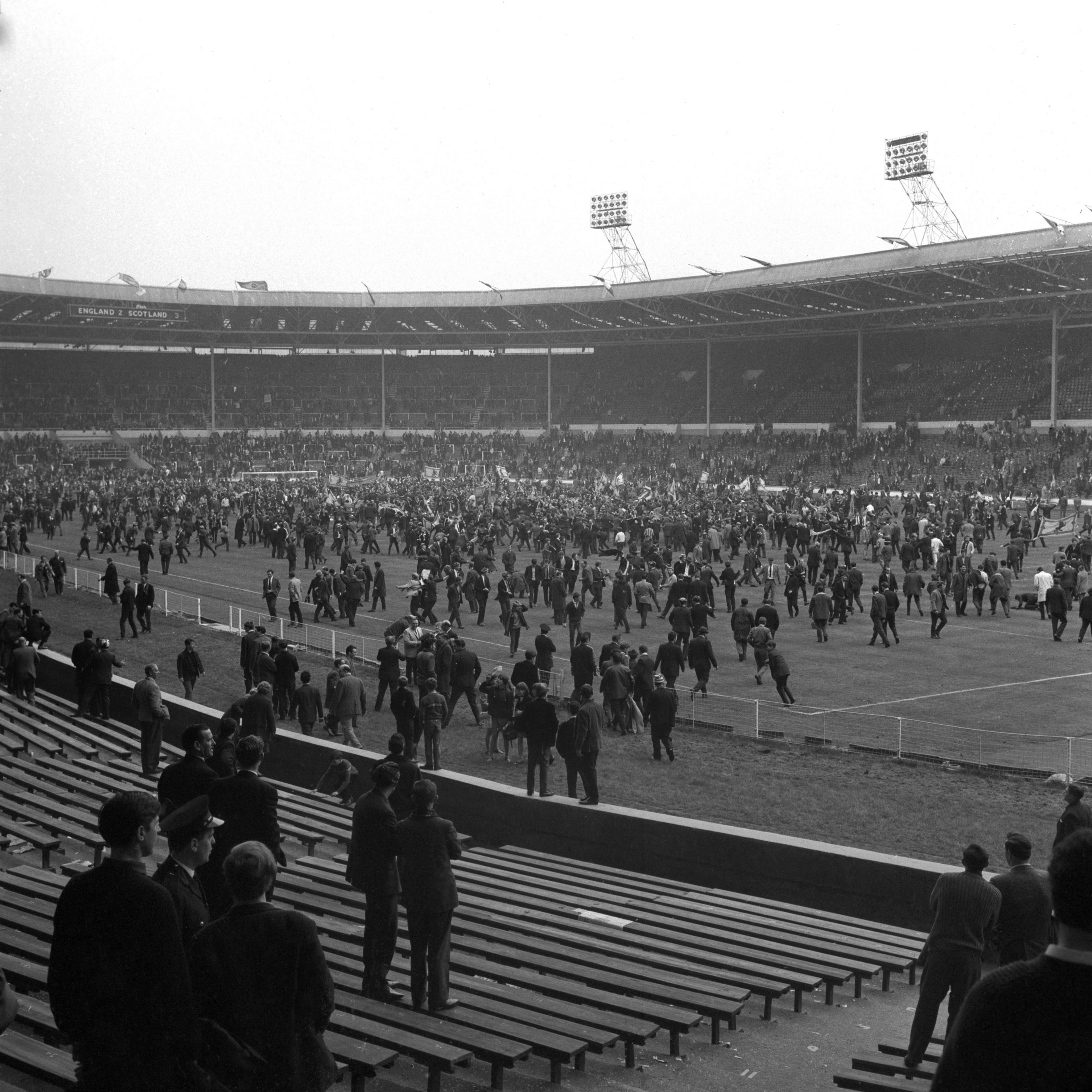 In pictures: Scotland v England 1967 - BBC News