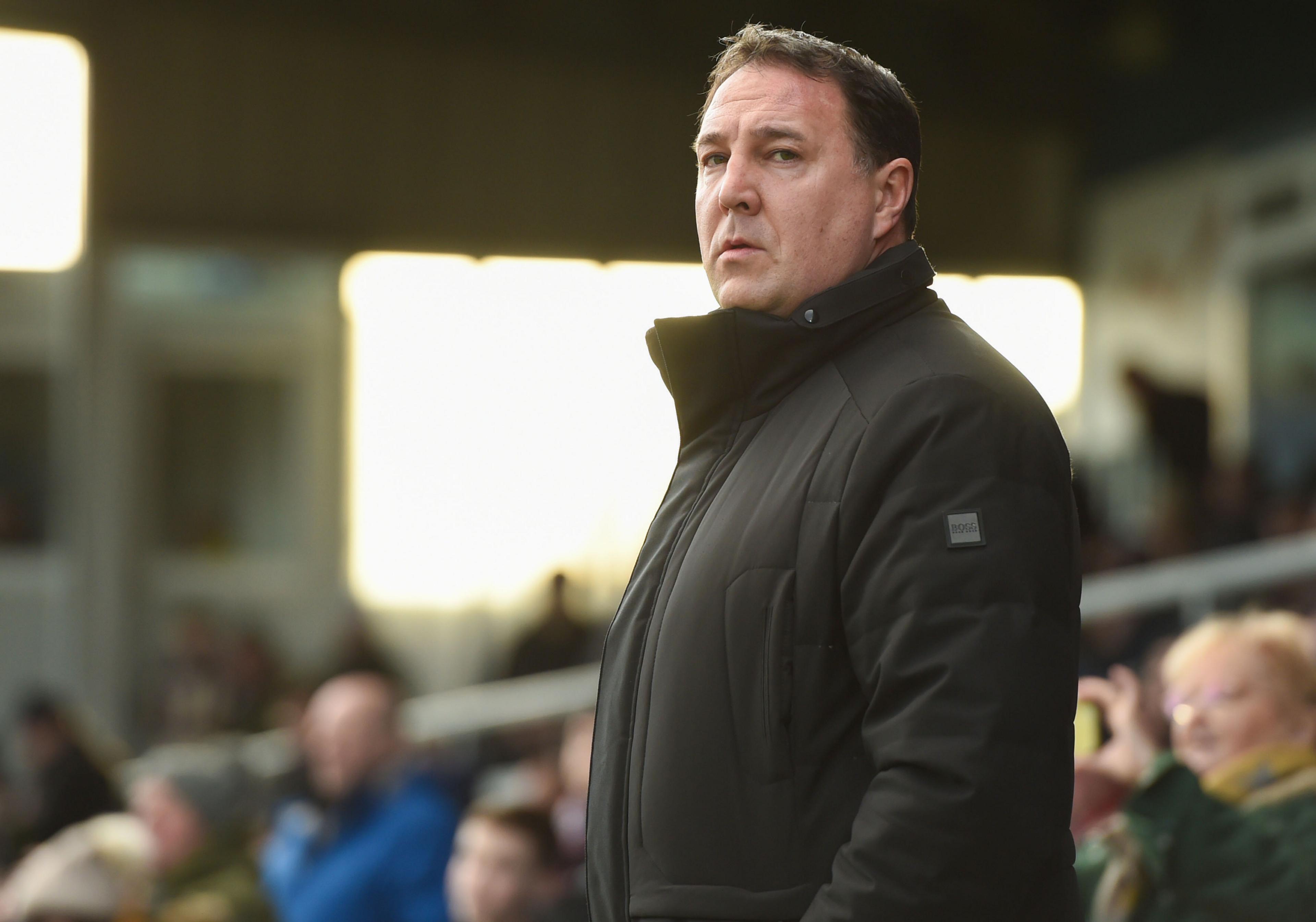 Mackay wants home momentum to continue - BBC Sport
