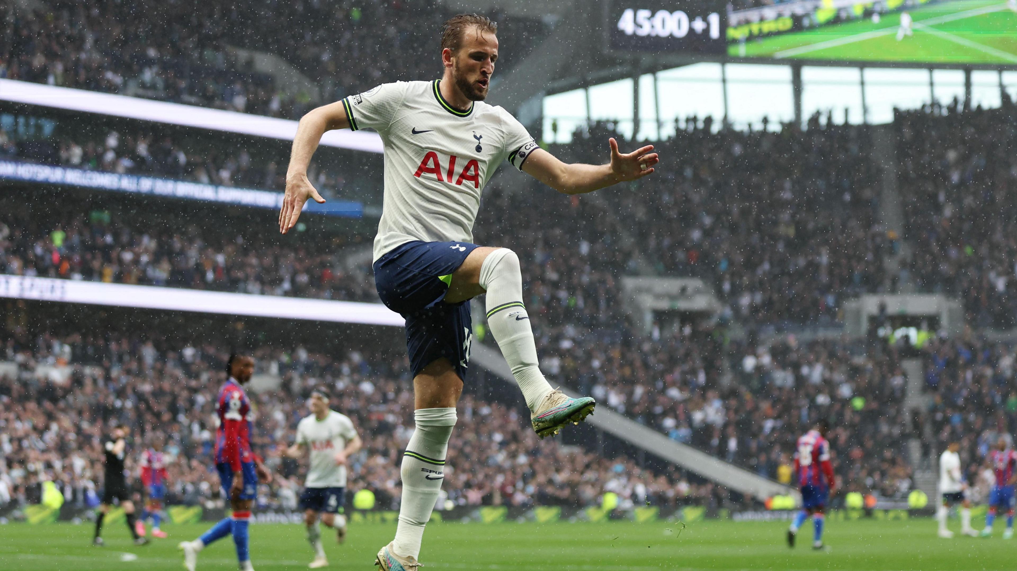 Tottenham Hotspur: Harry Kane makes Opta's Premier League team of ...