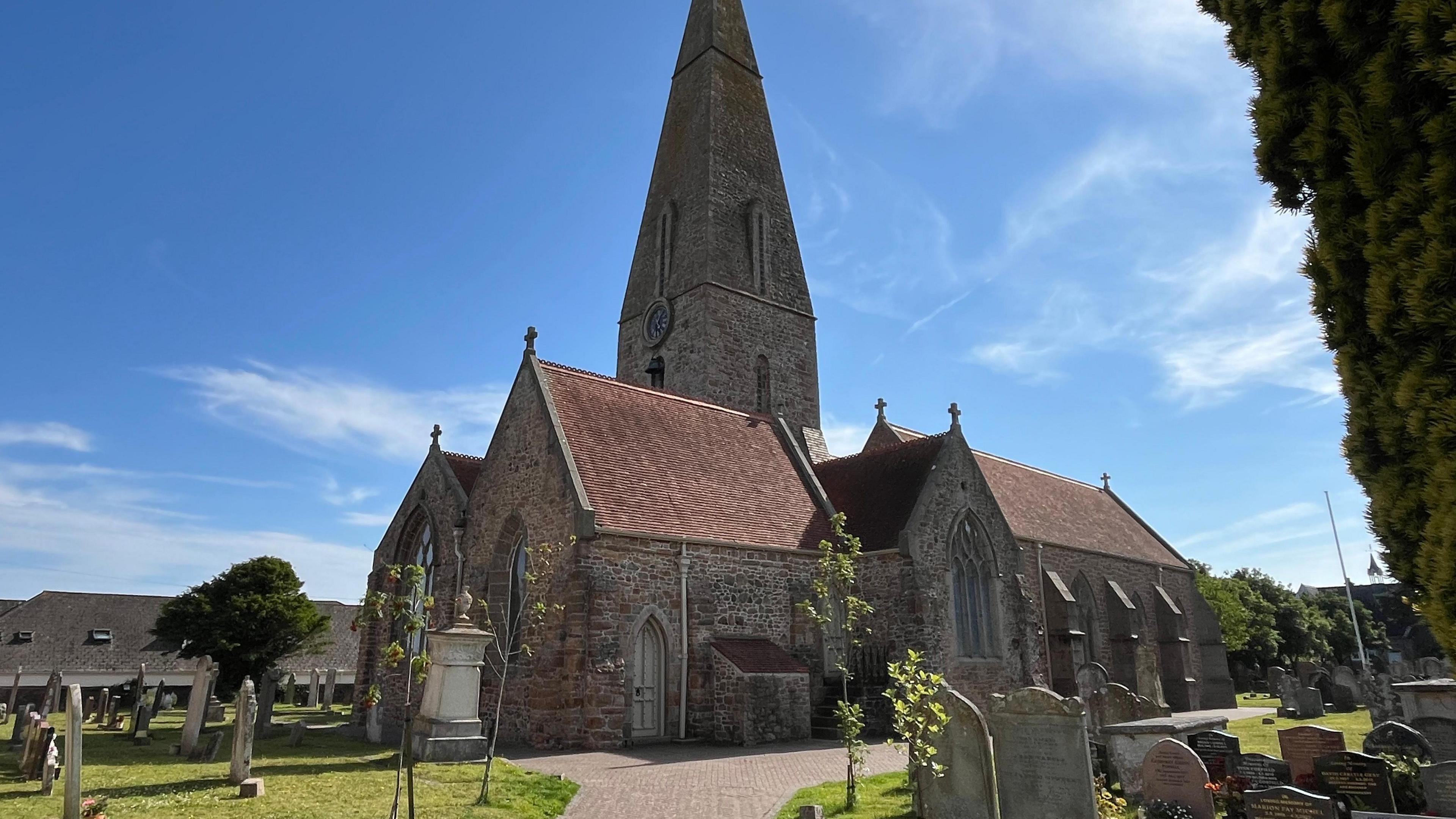 Proposal to give Jersey churches £50k a year for maintenance - BBC News
