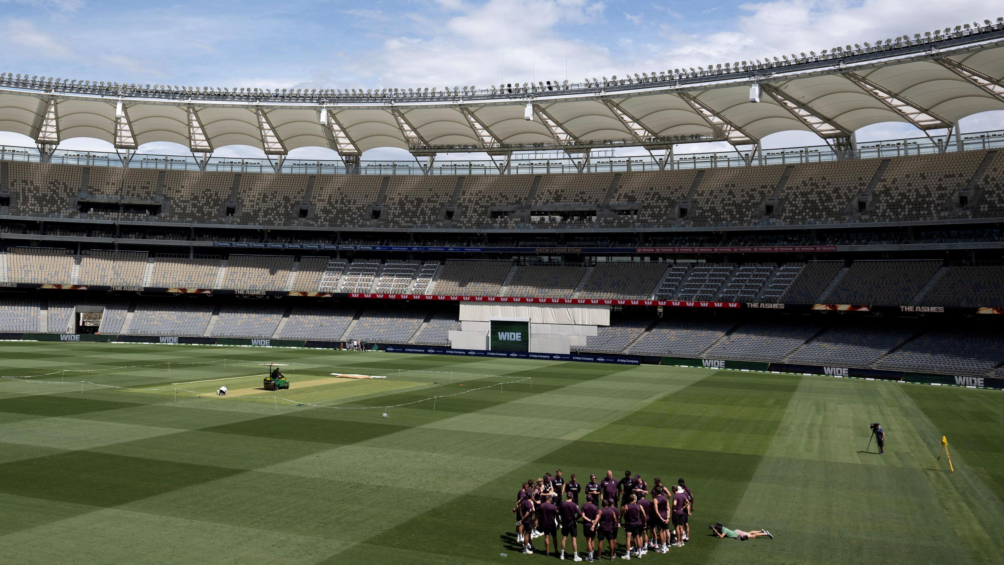 The Ashes: Perth pitch 'exactly the same' as quick Waca strip - BBC Sport