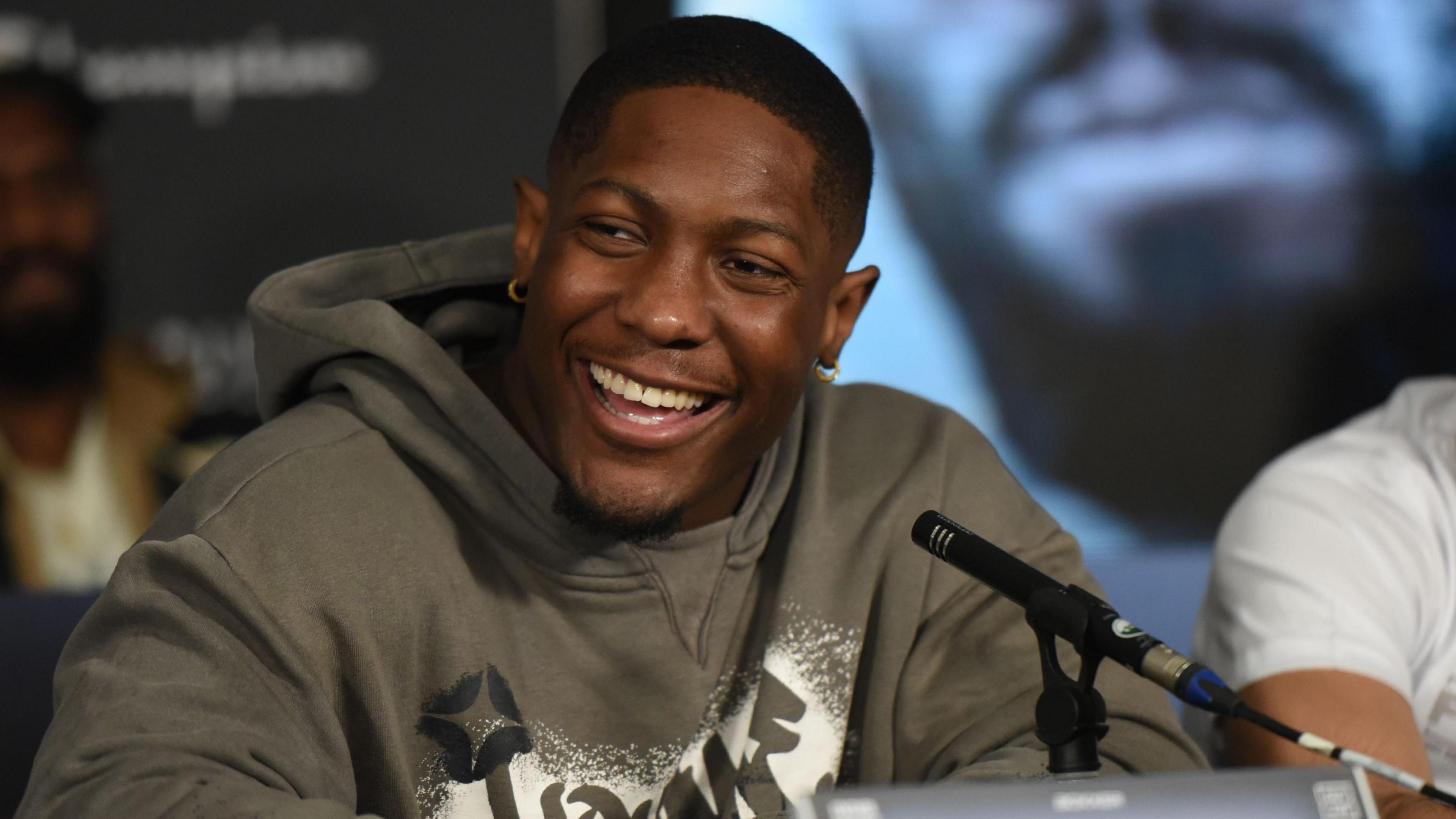 Derrick Osadolor: Portsmouth heavyweight set for debut on BBC - BBC Sport