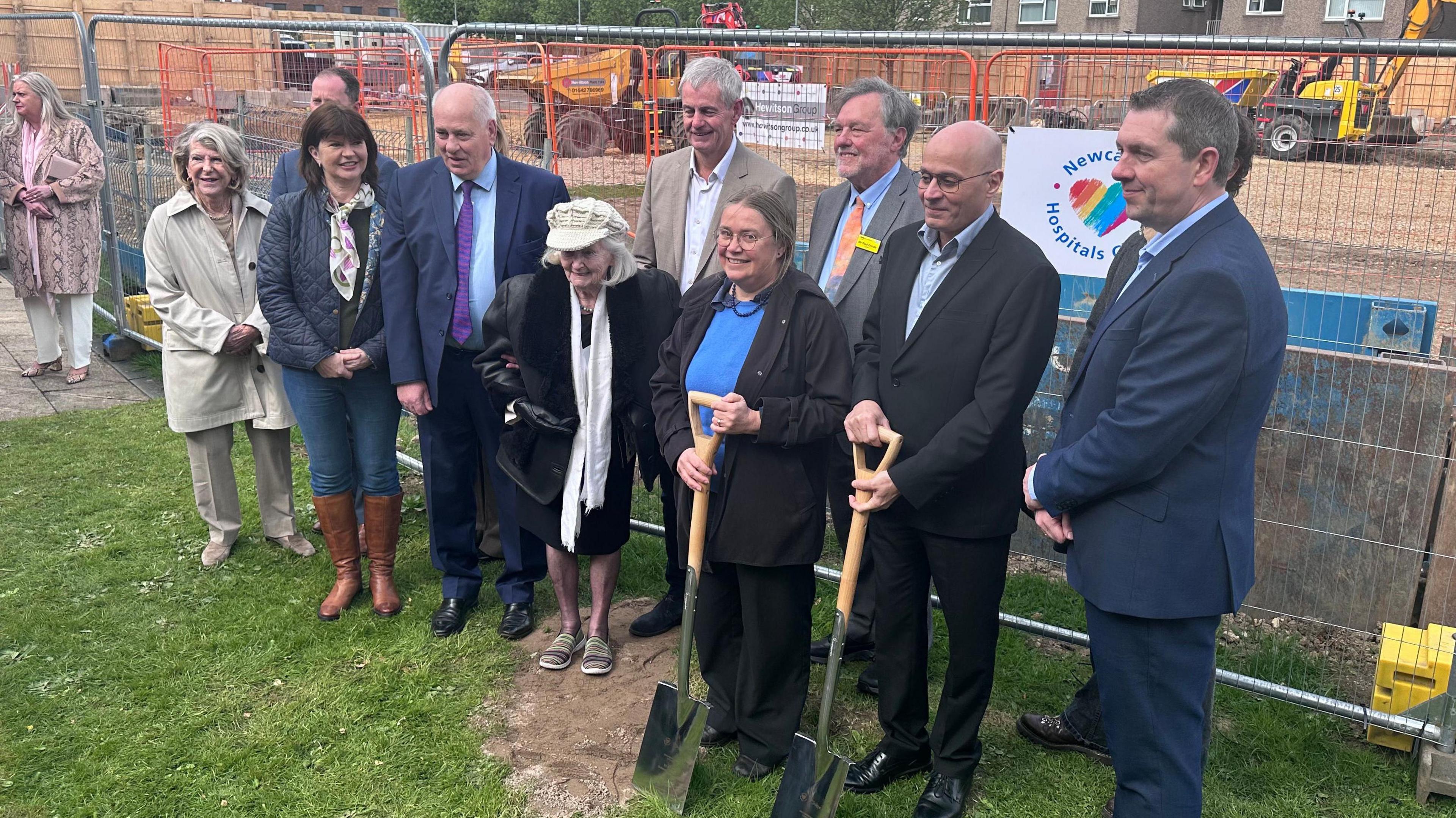 Work starts on Sir Bobby Robson cancer centre in Newcastle - BBC News