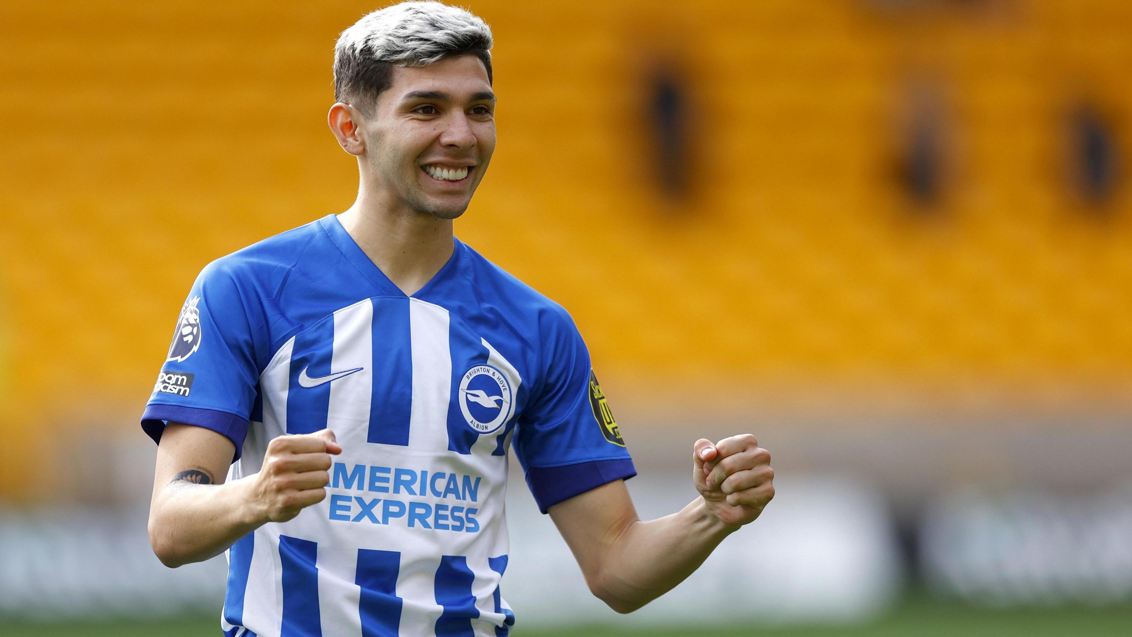 Brighton: Julio Enciso has 'potential' to become world class - BBC Sport