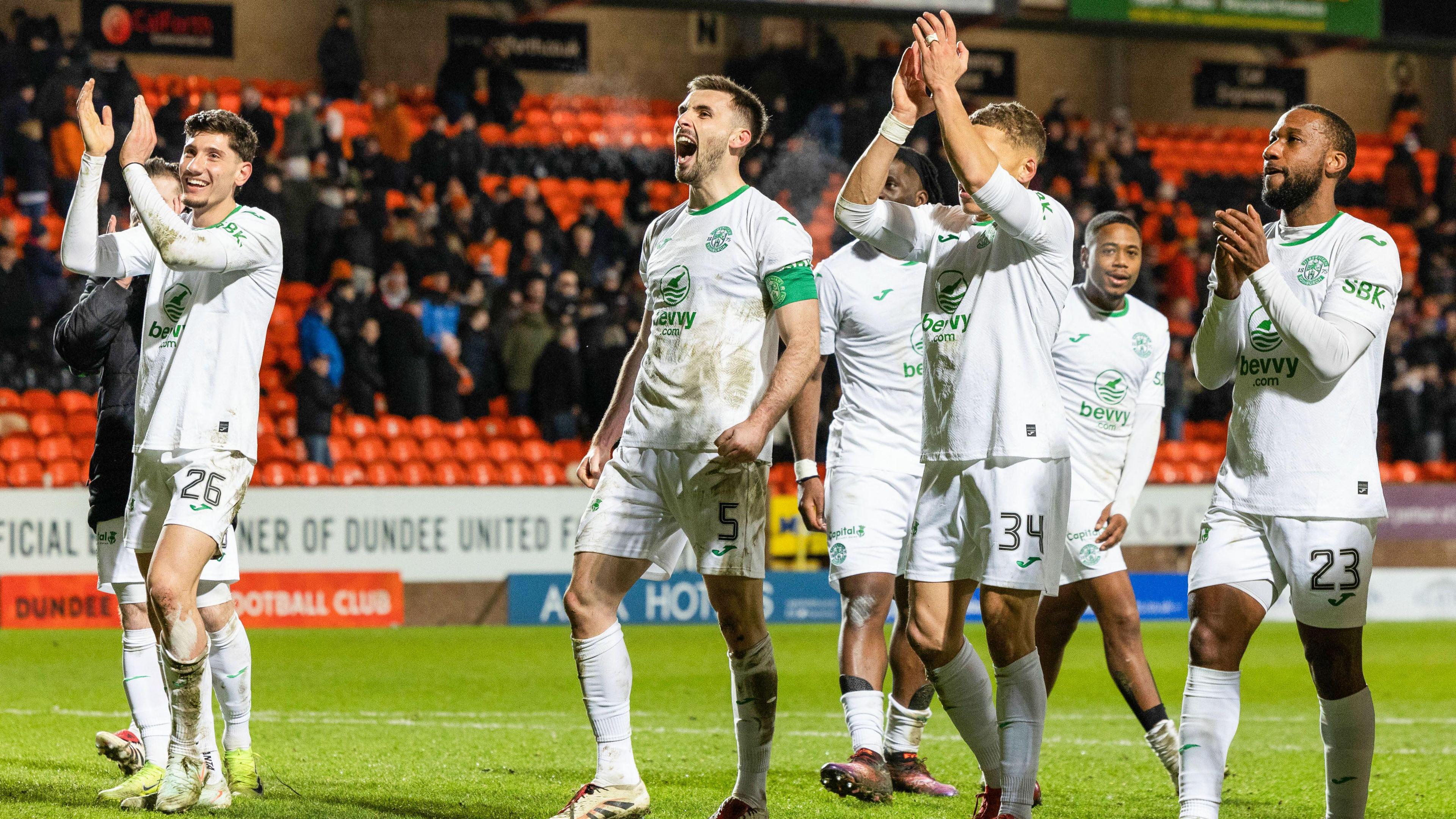 'Togetherness' in Hibs squad crucial in unbeaten run - Gray - BBC Sport