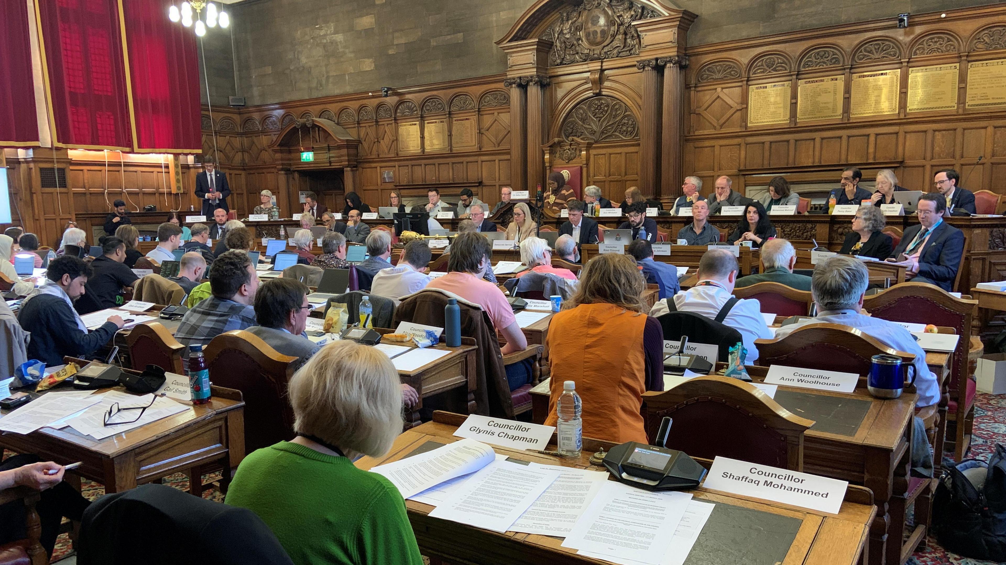 Sheffield council tax to rise by 4.99% - BBC News