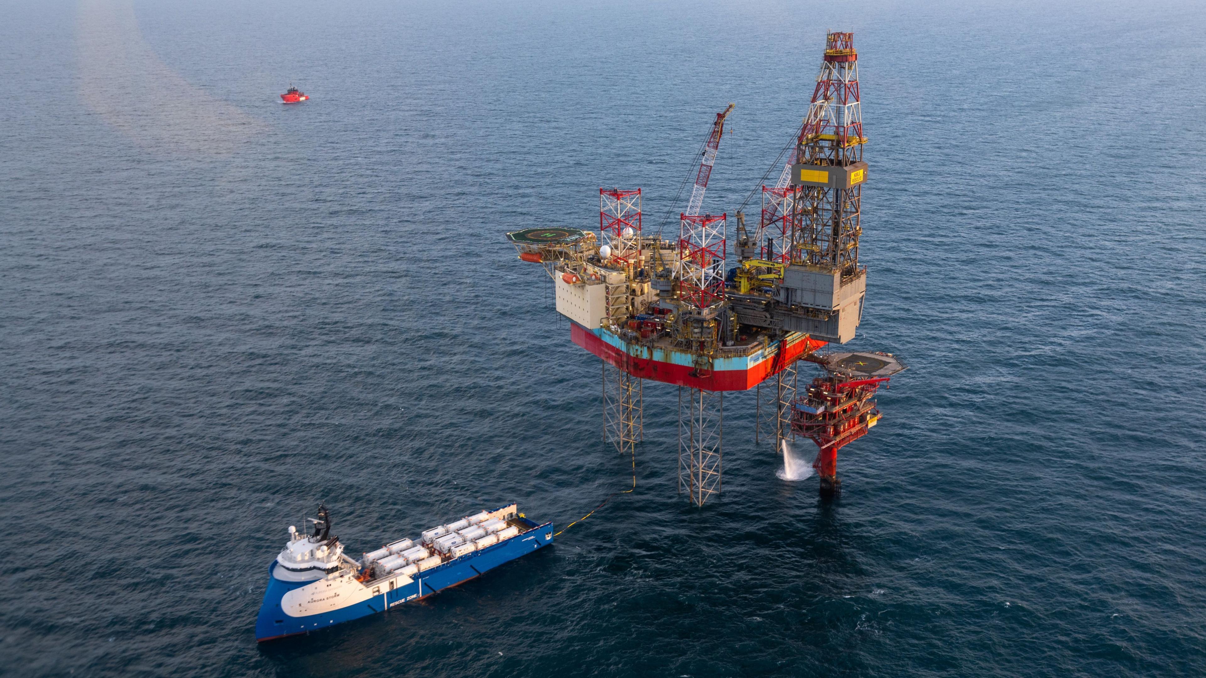 Visit the North Sea oilfield where CO2 is pumped under the seabed - BBC ...