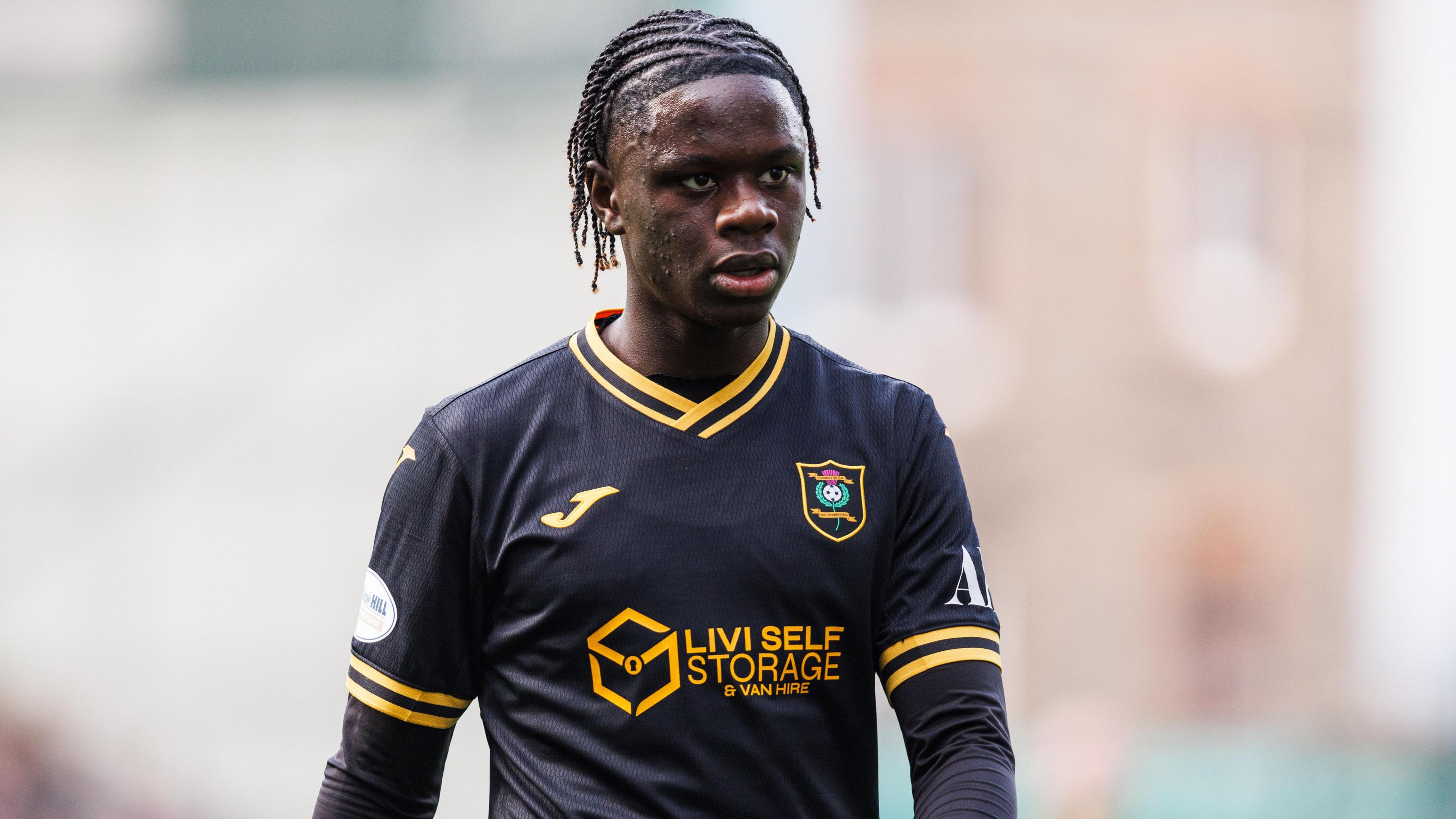 Livingston's Mahamadou Susoho recalled by Man City - BBC Sport