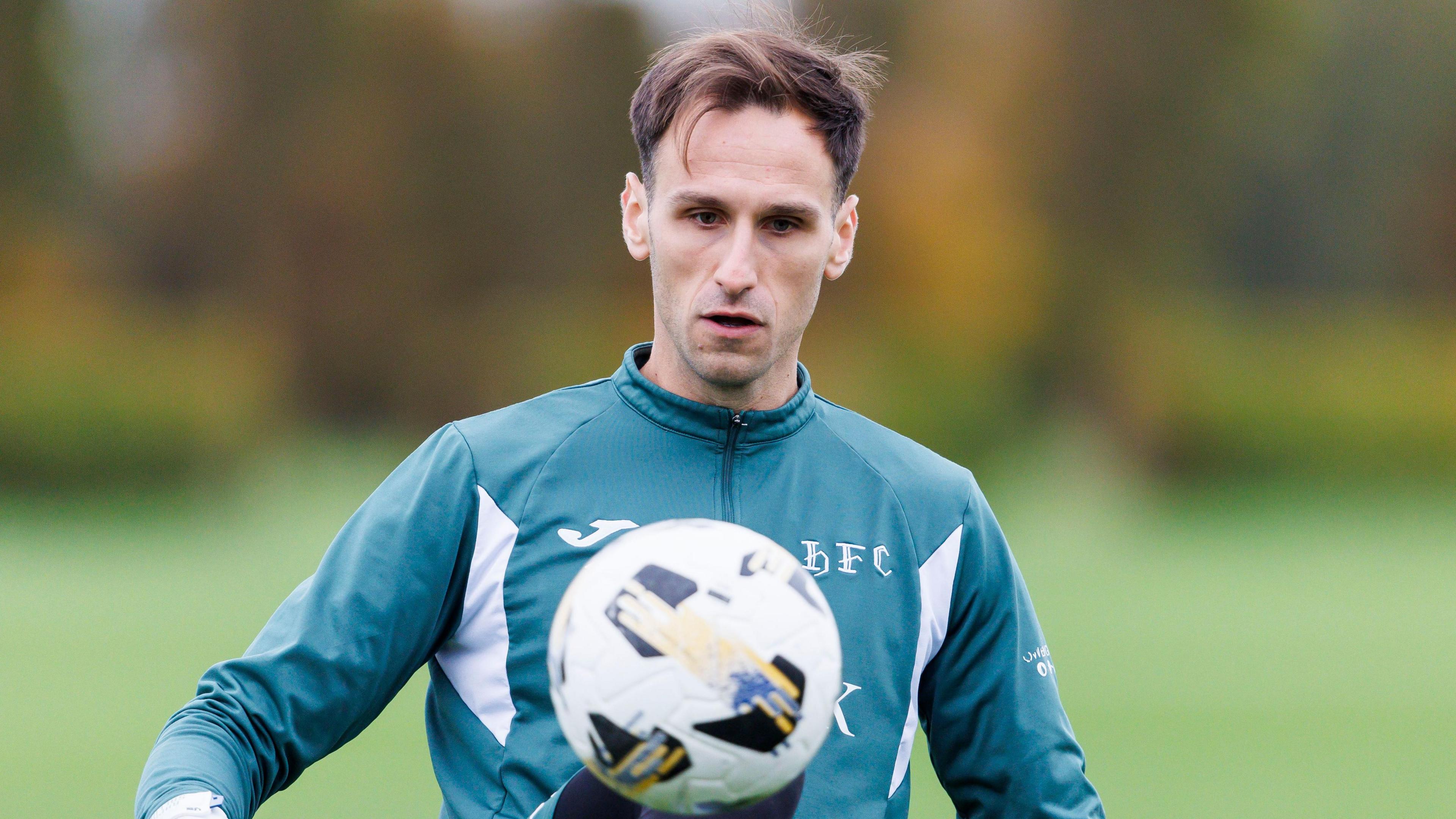 'Unlucky' Hibs raring to get back to league action, says Raphael ...