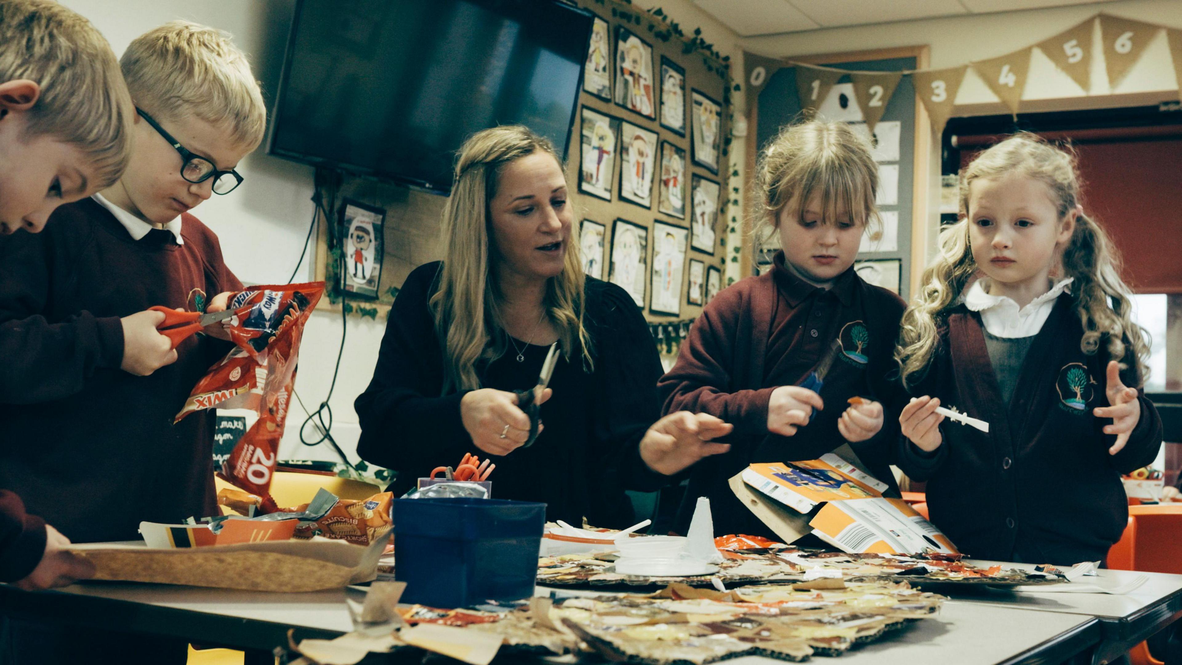 Tebay services displays children's roadside litter decorations - BBC News