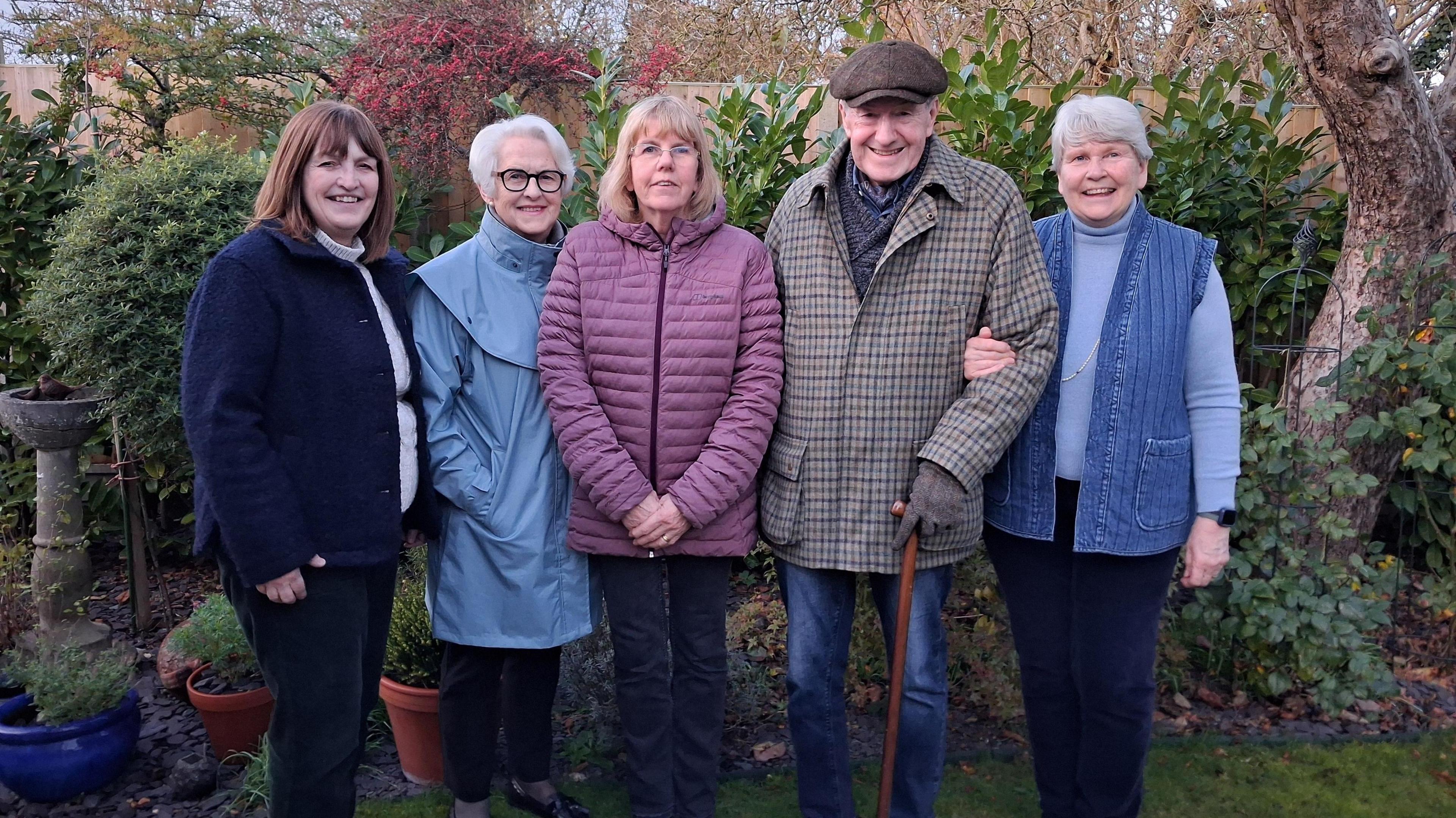 Lincoln housing plans approved for land on disused quarry - BBC News