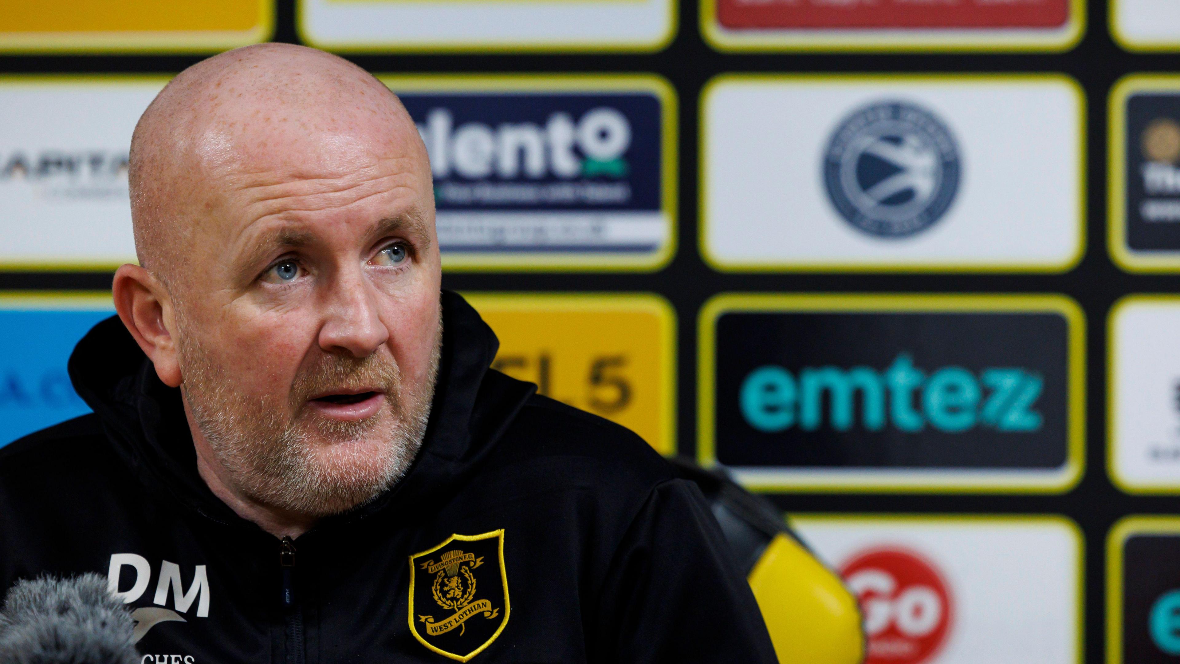 Martindale vows to stick with Livingston - BBC Sport