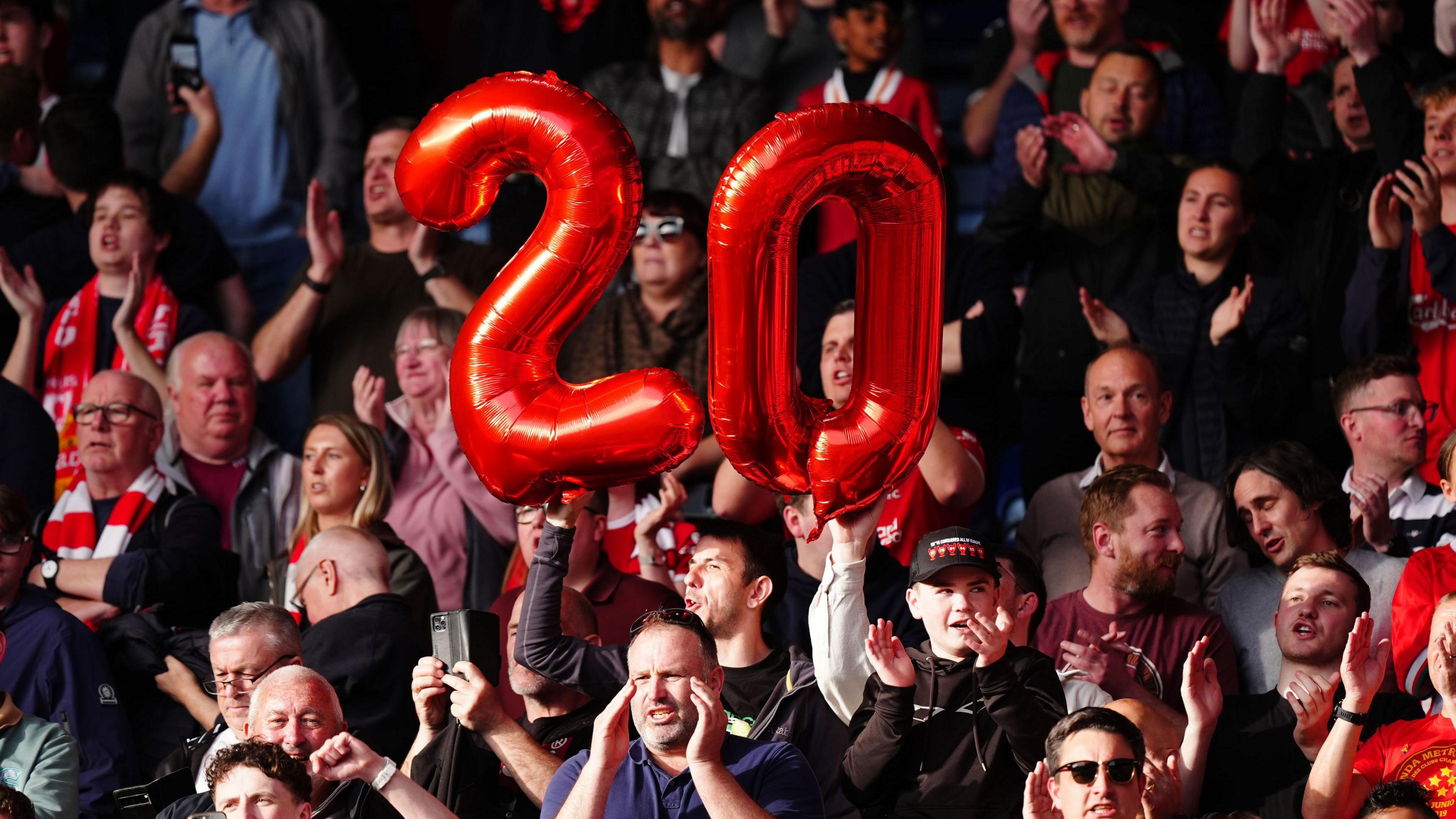 Liverpool news: Opinion - Radio Merseyside on impending title win - BBC ...